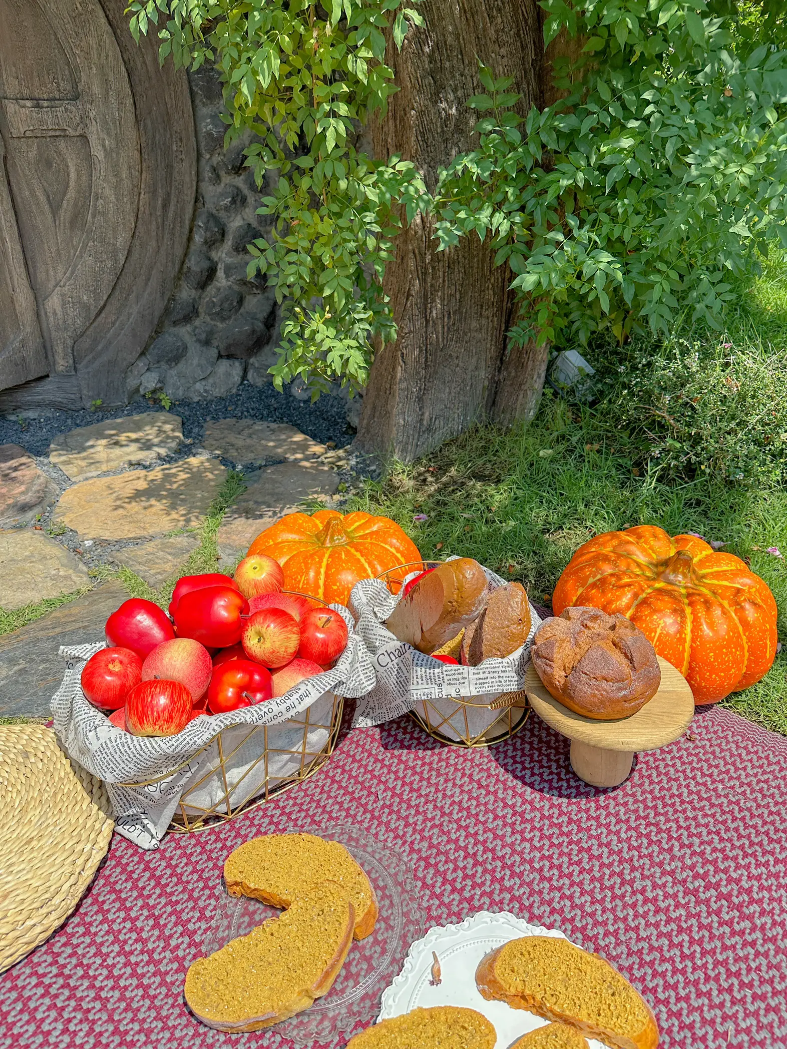 คาเฟ่บ้าน Hobbit🌳Scene Secret House ย่านราชพฤกษ์ | แกลเลอรีที่โพสต์โดย Mona Mo | Lemon8