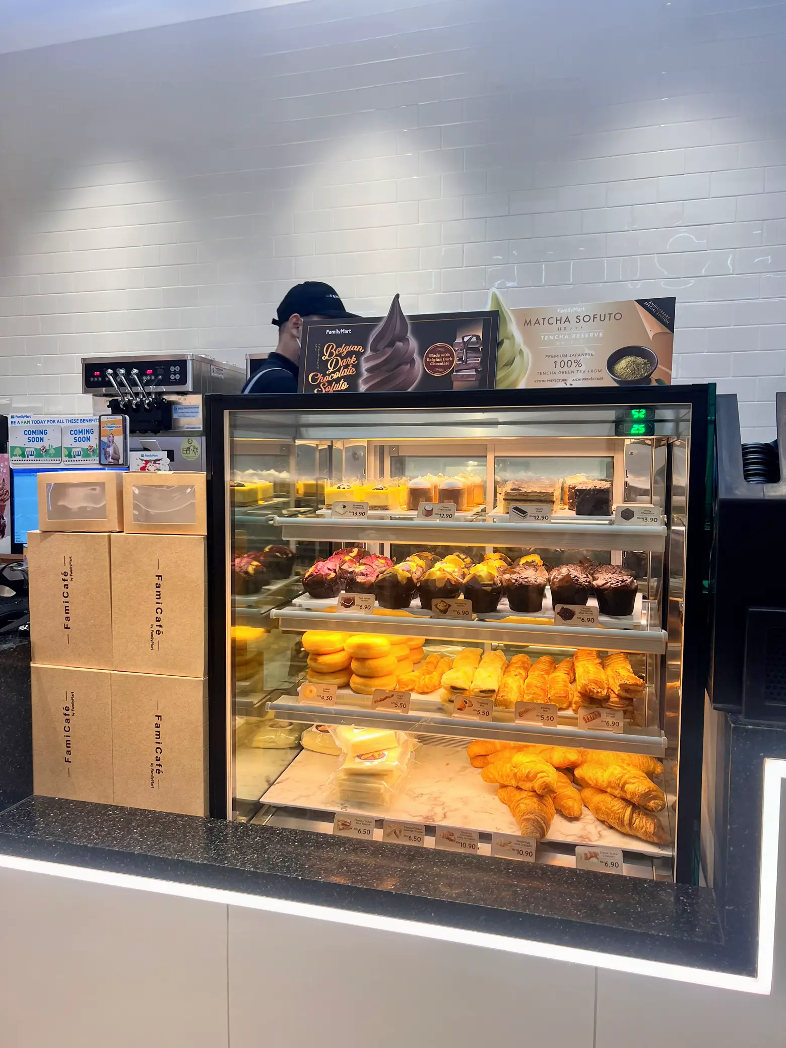 The First FamilyMart Cafe @ FamiCafé🍴 | Gallery posted by Caris | Lemon8