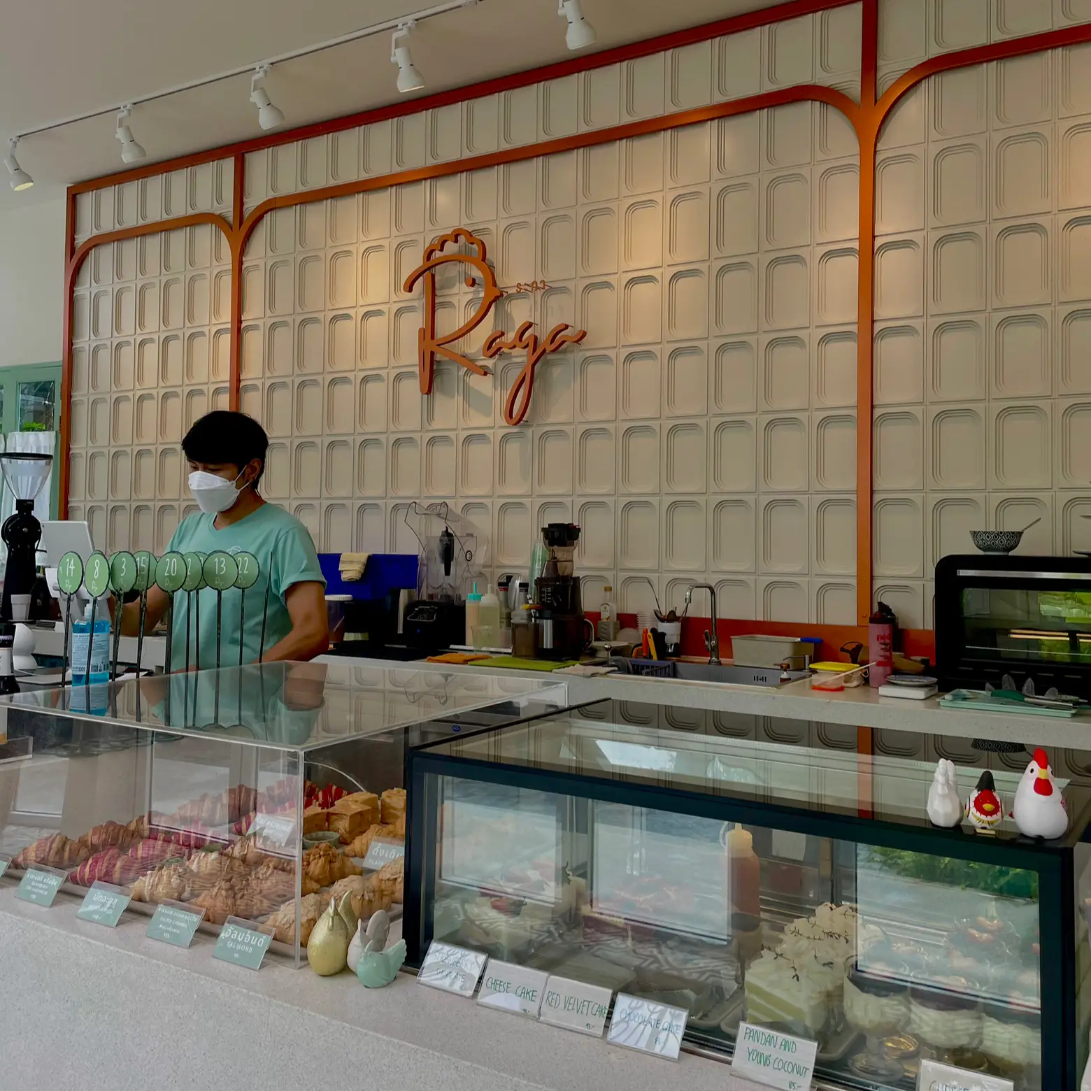 คาเฟ่สไตล์สวนtropical @phuket #raga | แกลเลอรีที่โพสต์โดย chu | Lemon8