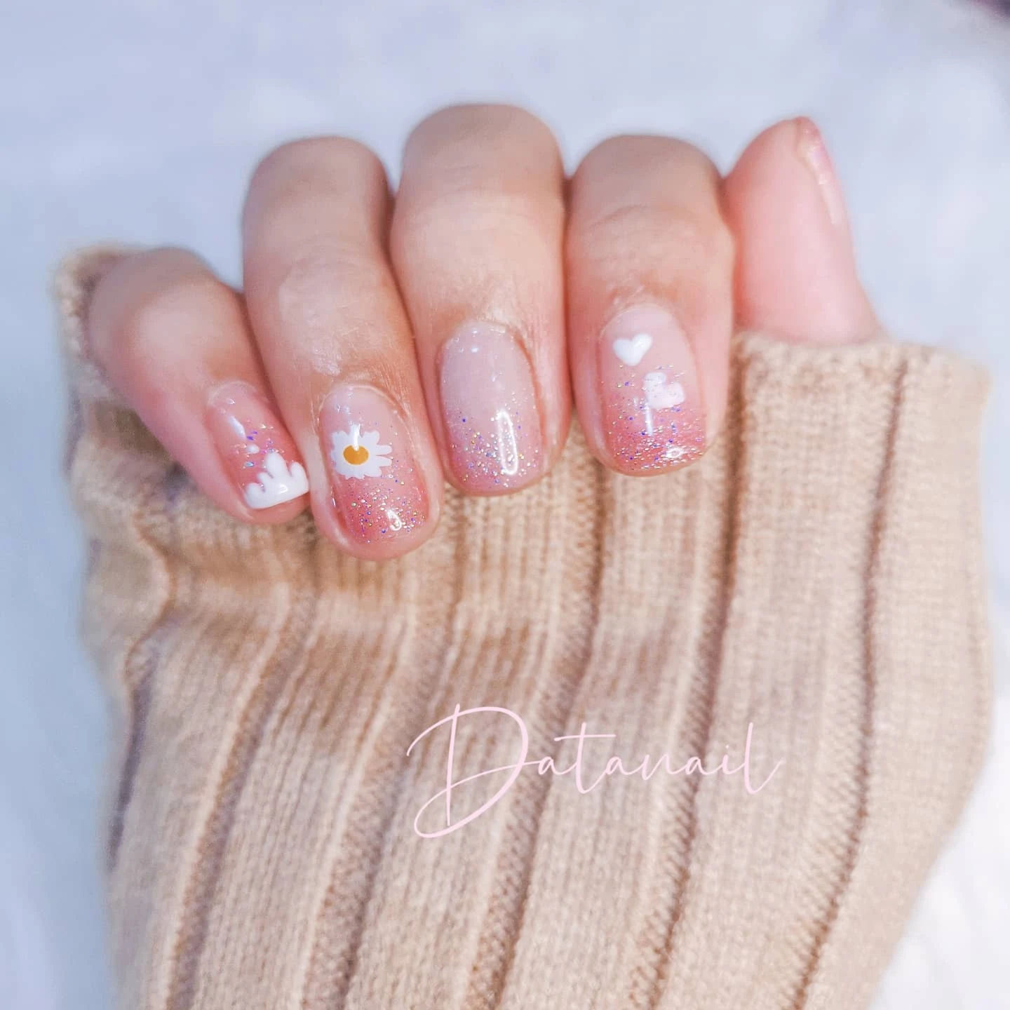 เล็บเจลเกาหลีเกาใจ💗 | แกลเลอรีที่โพสต์โดย GoogGig | Lemon8