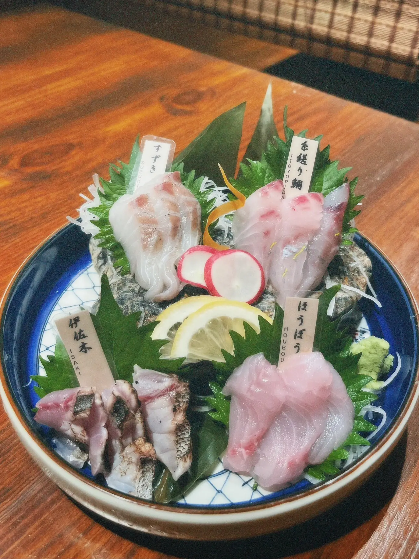 Izakaya Silom🎏 บรรยากาศดี เป็นส่วนตัว เหมือนหลุดเข้าไปในถ้ำ | แกลเลอรีที่โพสต์โดย toffeesrt | Lemon8