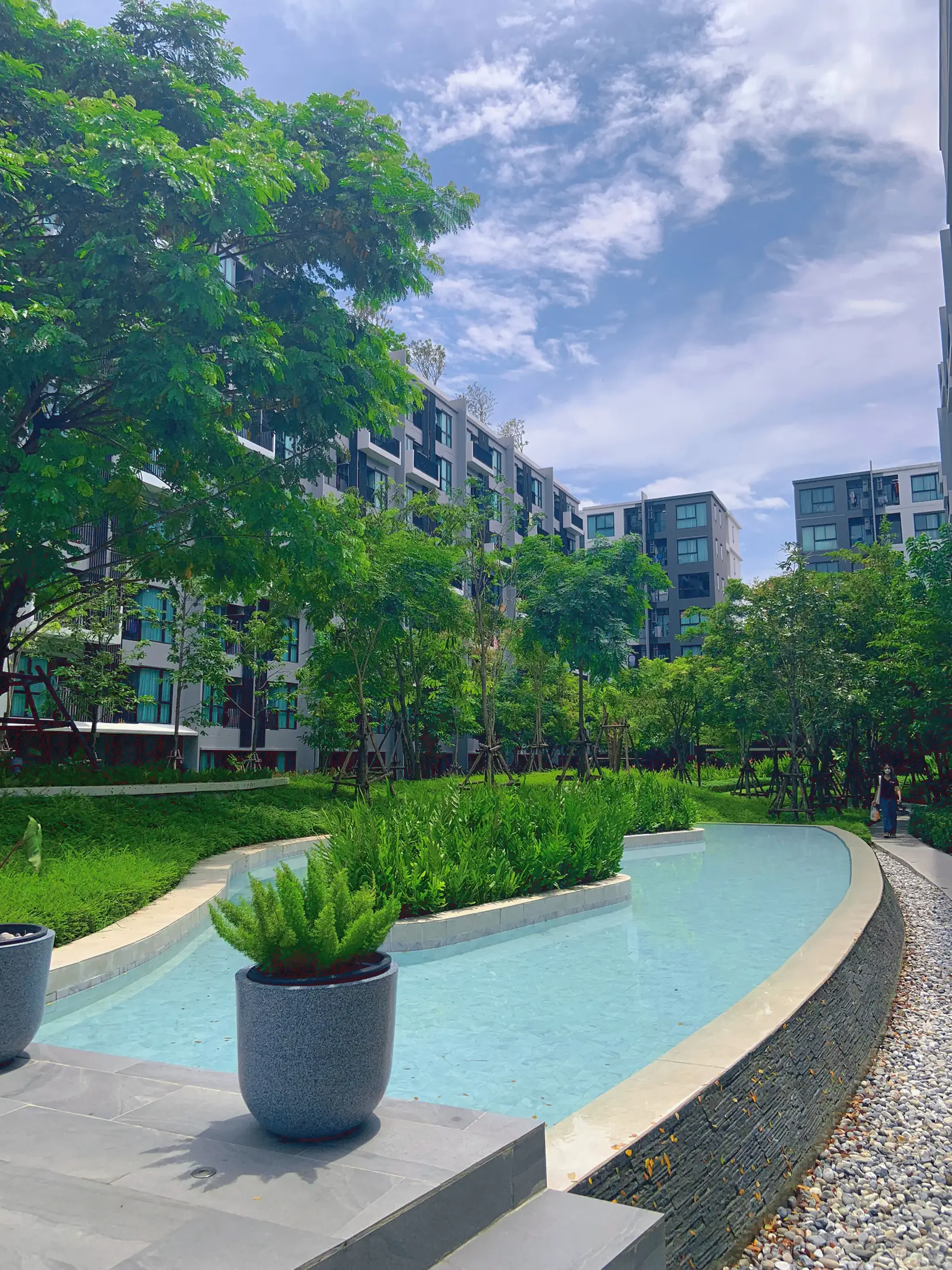 รีวิวส่วนกลาง Kave town space ข้าง ม.กรุงเทพ! | แกลเลอรีที่โพสต์โดย To_pry | Lemon8