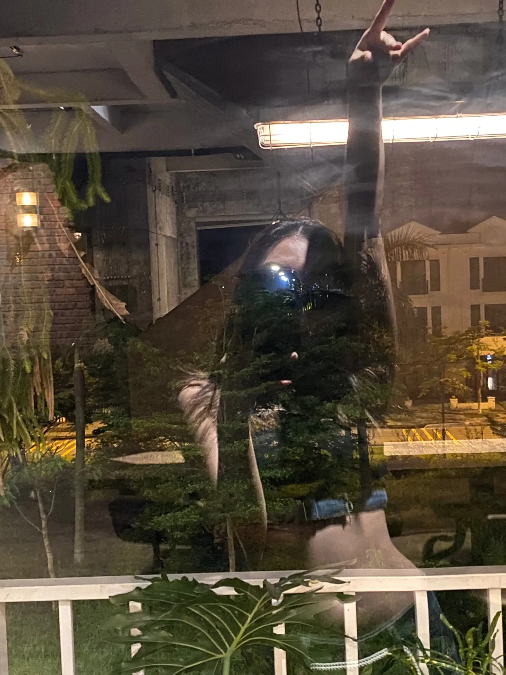 Tạo dáng chưa bao giờ khó🫣 | Bộ sưu tập do Hàn Ni 👾 đăng | Lemon8