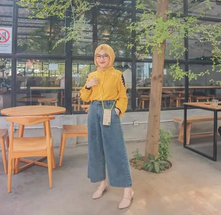 20 ide Ootd Hijab Style Cwe Pendek teratas di 2024