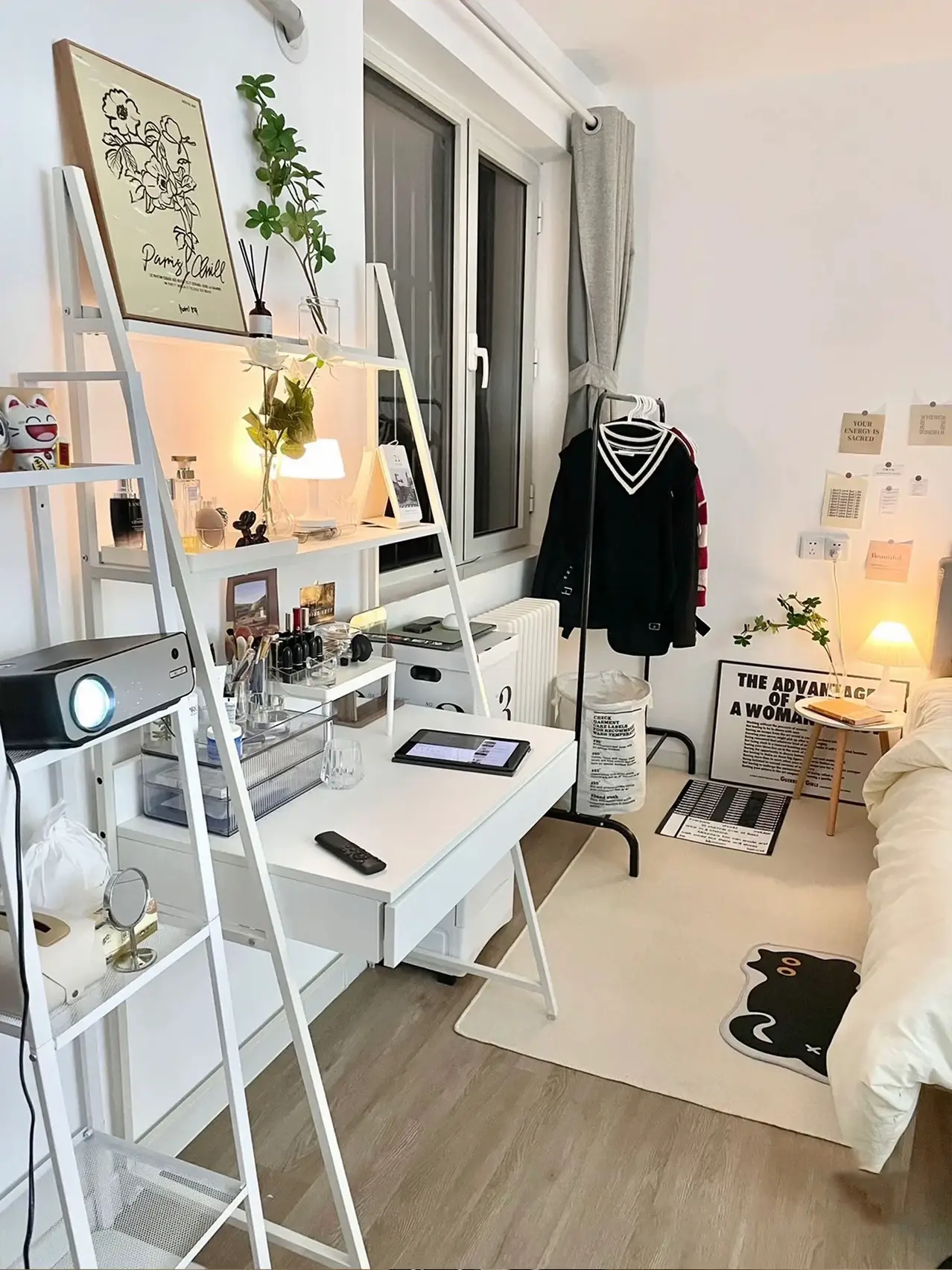 ไอเดียแต่งห้องนอนขนาด4x4 - การค้นหาใน Lemon8