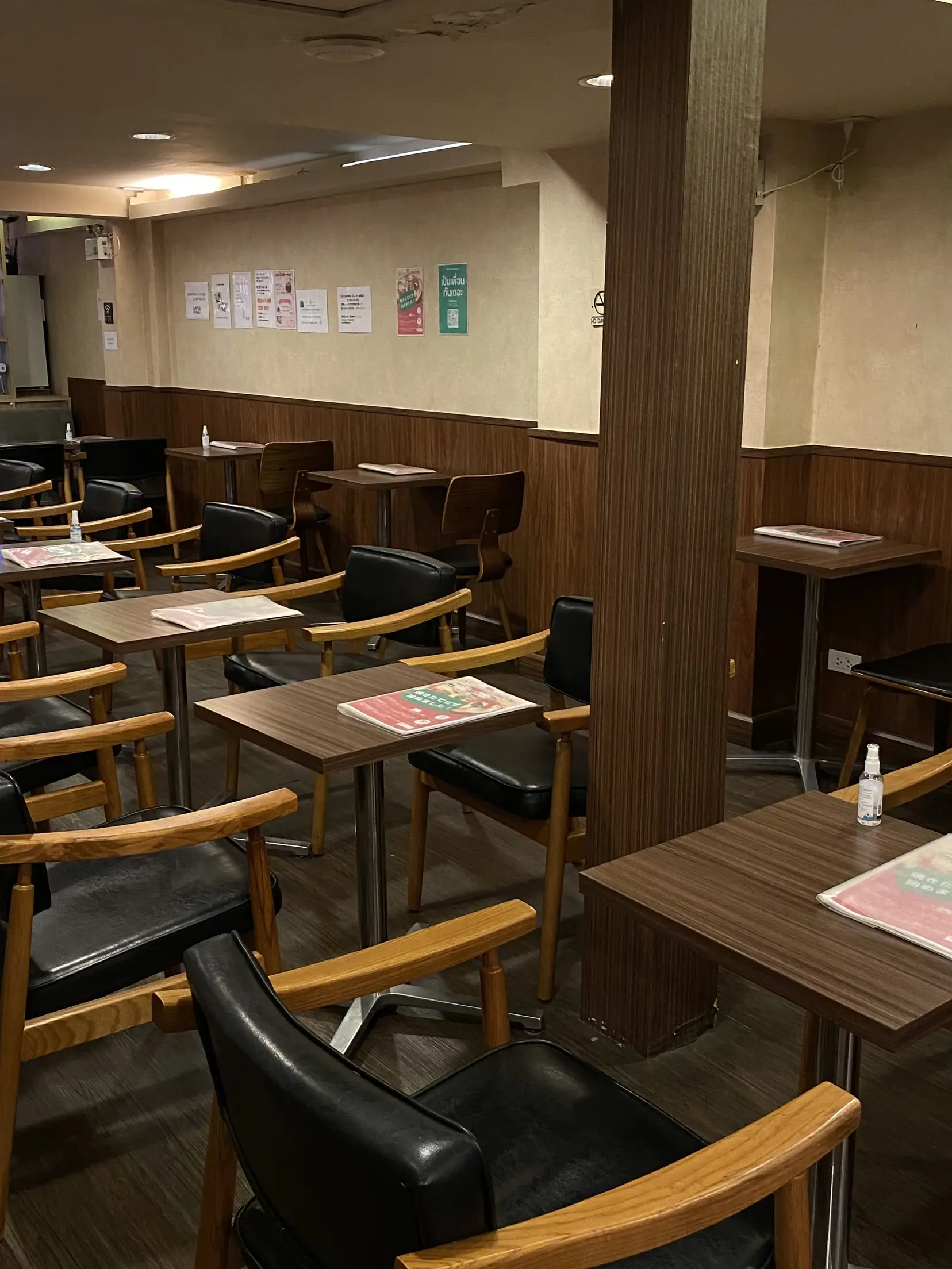 ⊹ Haru Ranman Comic Cafe & Bar 🍥 ゜* | แกลเลอรีที่โพสต์โดย mu ☆ | Lemon8