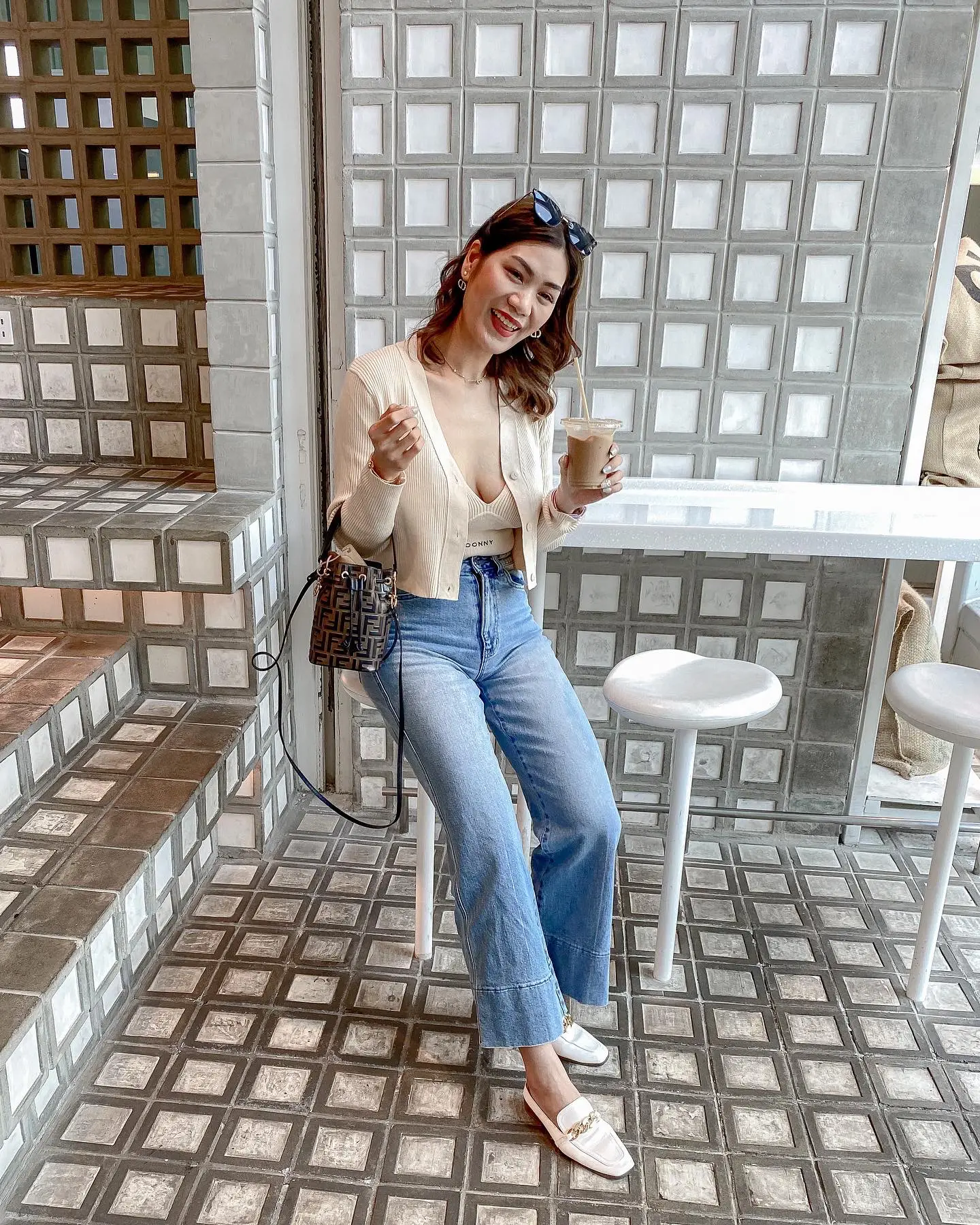 4 ลุคเท่ๆกับยีนส์ตัวโปรด🤍👖💫 | แกลเลอรีที่โพสต์โดย specialnice | Lemon8