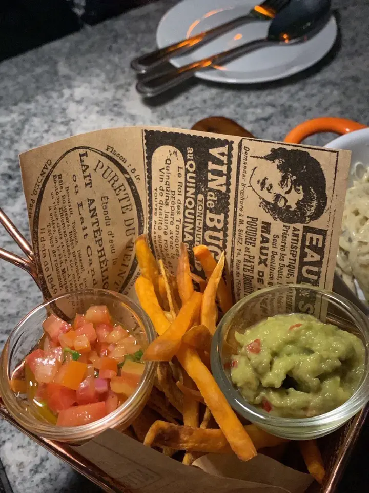 Praya Bar - บาร์สุดชิค อาหารอร่อย #ชอบกินจิงจิง | แกลเลอรีที่โพสต์โดย ...