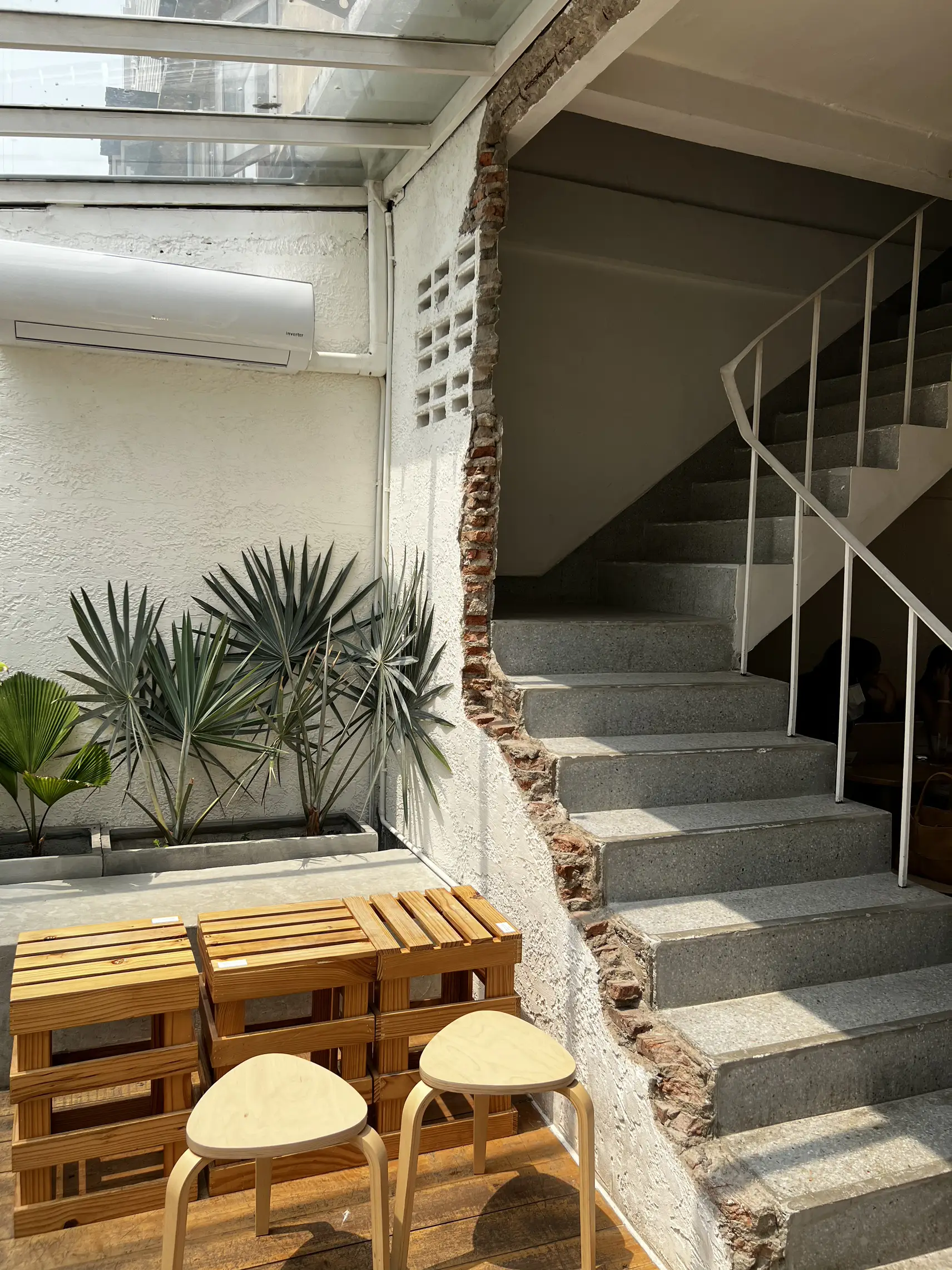 hidden cafe in ratchatewi - cafe ootd guide🍋 | Gallery posted by ...