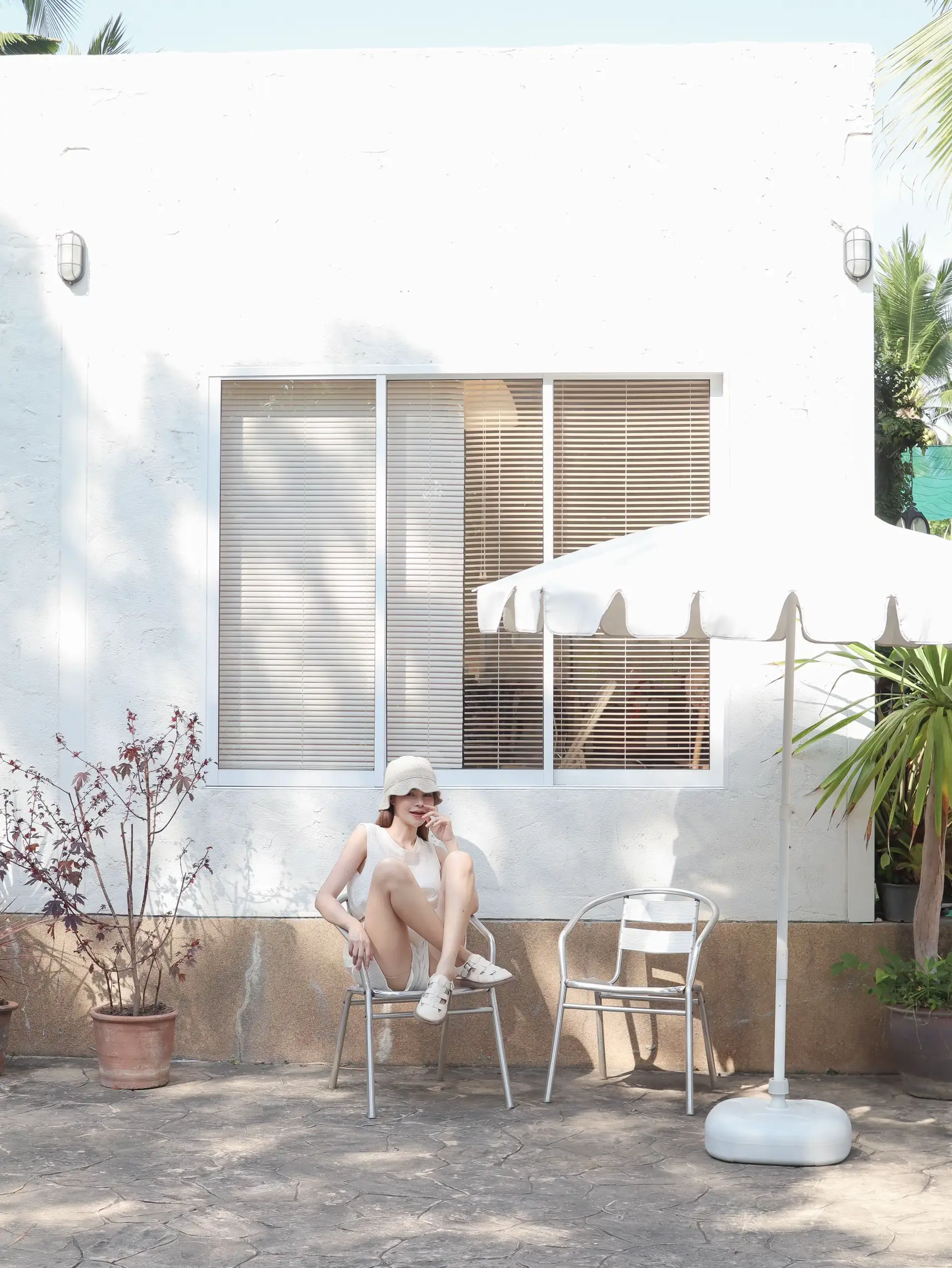 🐶Snug Room Cafe,a small and cozy room to chill out | แกลเลอรีที่โพสต์ ...