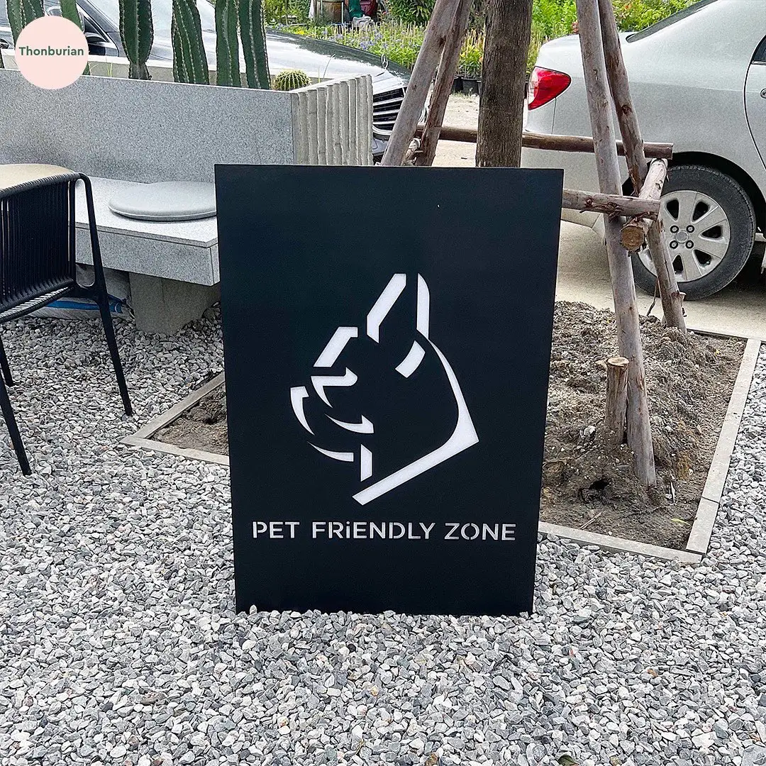 In My Element CafeがRoyal Neighborhoodに再オープンしました。 | Thonburianが投稿したフォト ...