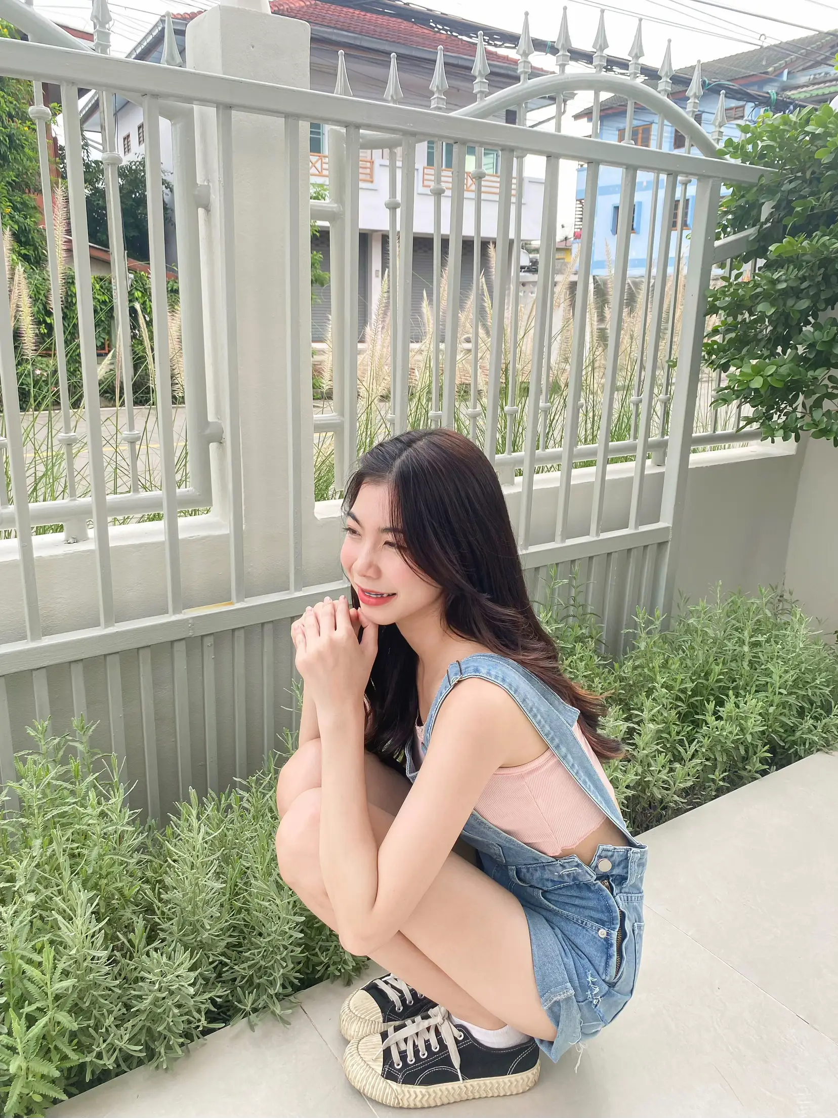 OOTD วันนี้กับเอื้อมยีนสุดคิ้ว 🧵 | แกลเลอรีที่โพสต์โดย 𝑝 | Lemon8