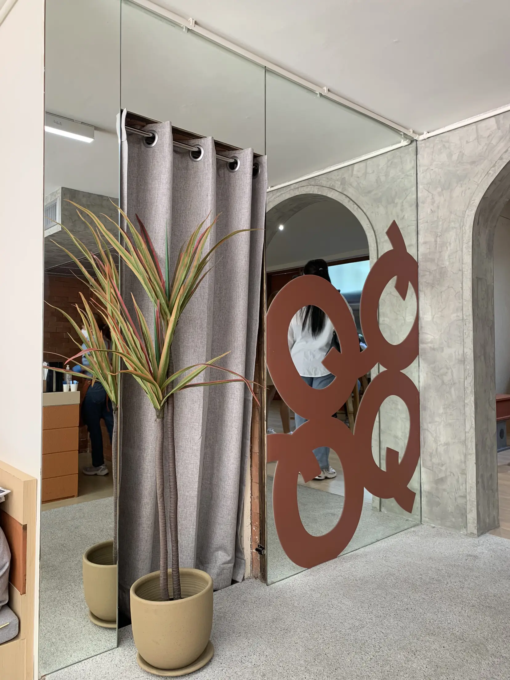 🐰 QOTTONTALE CAFE | คาเฟ่สุดชิค BTS เพลินจิต🥨 | แกลเลอรีที่โพสต์โดย Chonchanok_Film | Lemon8