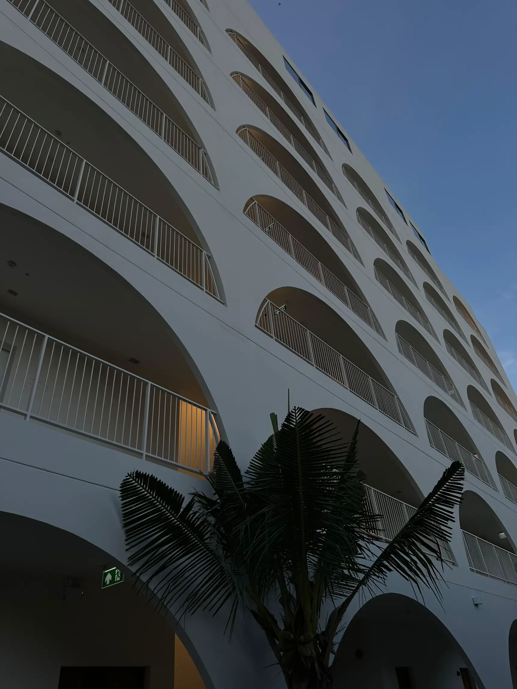 𝒁𝒖𝒘𝒂𝒍𝒂 𝒉𝒐𝒕𝒆𝒍 • 𝒃𝒂𝒏𝒈𝒔𝒂𝒆𝒏 𝒄𝒉𝒐𝒏𝒃𝒖𝒓𝒊 🏨🌅🧡🌤️ | แกลเลอรีที่โพสต์โดย Takgetg ...