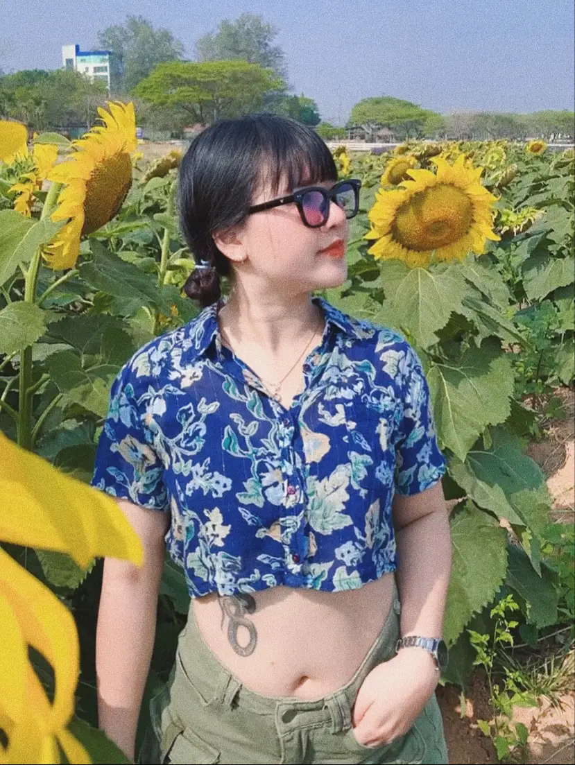 🌻HOW TO ถ่ายรูปกับดอกทานตะวัน ฉบับคนรีบ!!!😖 | Gallery posted by 𝑷𝒑 𝒕𝒉𝒊𝒕𝒊𝒌𝒂𝒏 | Lemon8