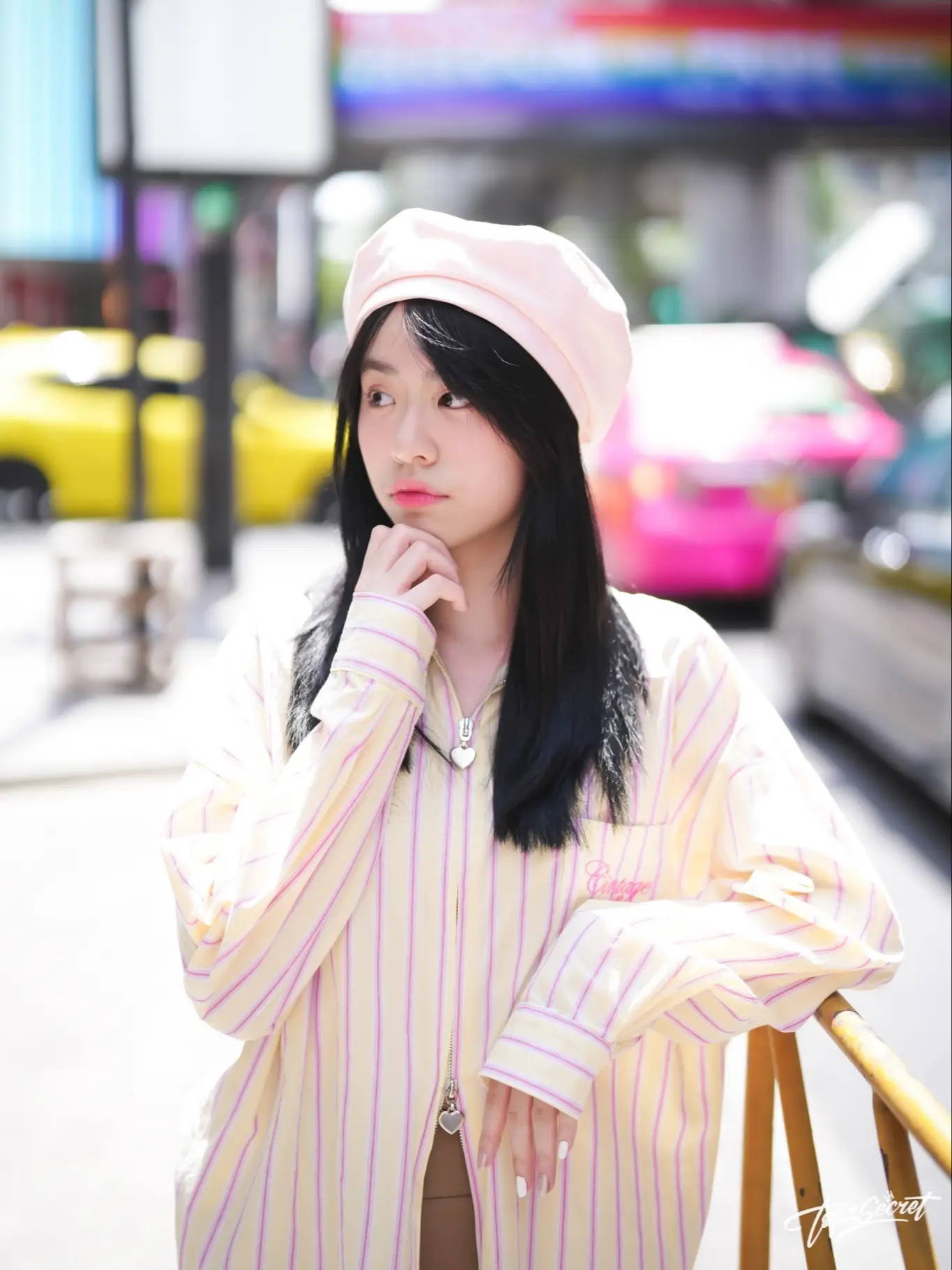 OOTD : แต่งตัวไปเดินเล่นสยาม | แกลเลอรีที่โพสต์โดย Aimmika | Lemon8