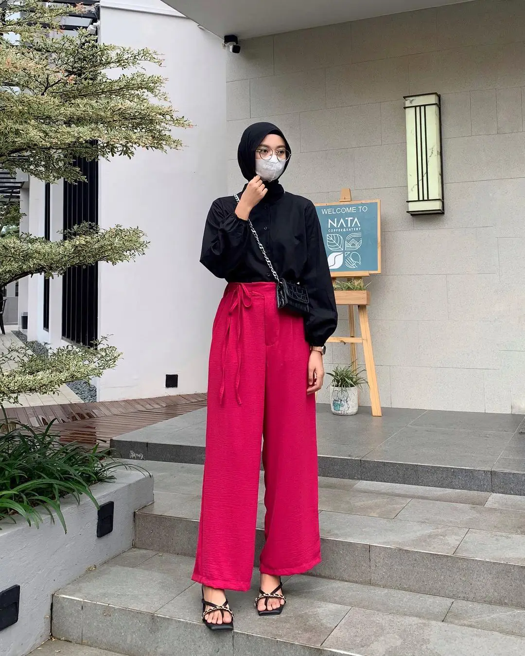 ootd simple | แกลเลอรีที่โพสต์โดย zaara | Lemon8