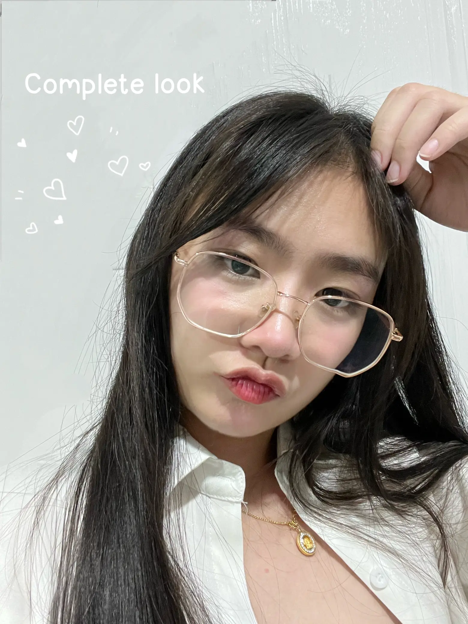 How to!! แต่งหน้าเป็นสาวแว่น “ ขี้อ้อน “ | แกลเลอรีที่โพสต์โดย Something_like | Lemon8