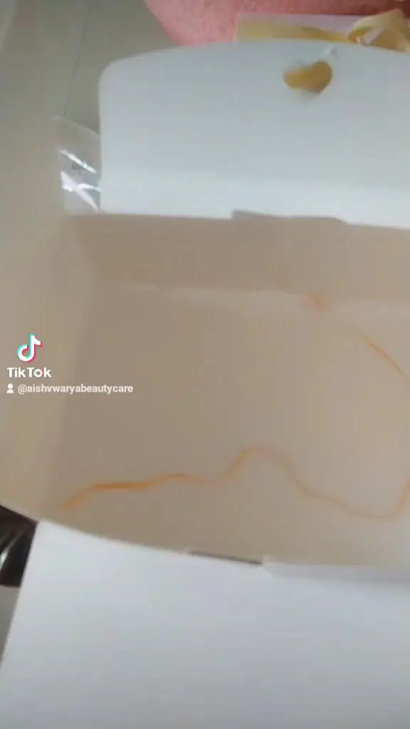 Birthday party surprise Gift | Video diterbitkan oleh Aisshvwarya | Lemon8