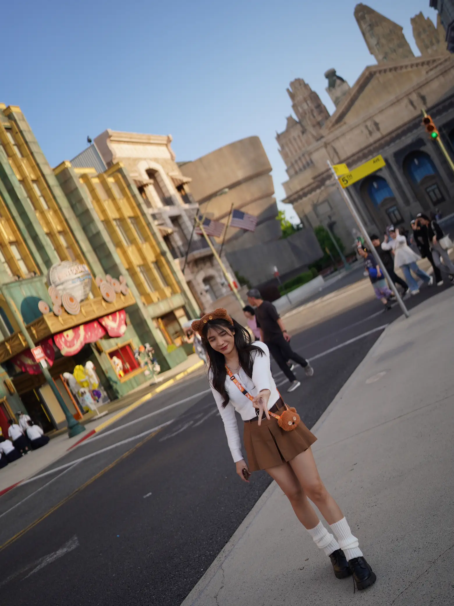 OOTD : Universal Studios Japan 🇯🇵 | แกลเลอรีที่โพสต์โดย Mine.wg | Lemon8