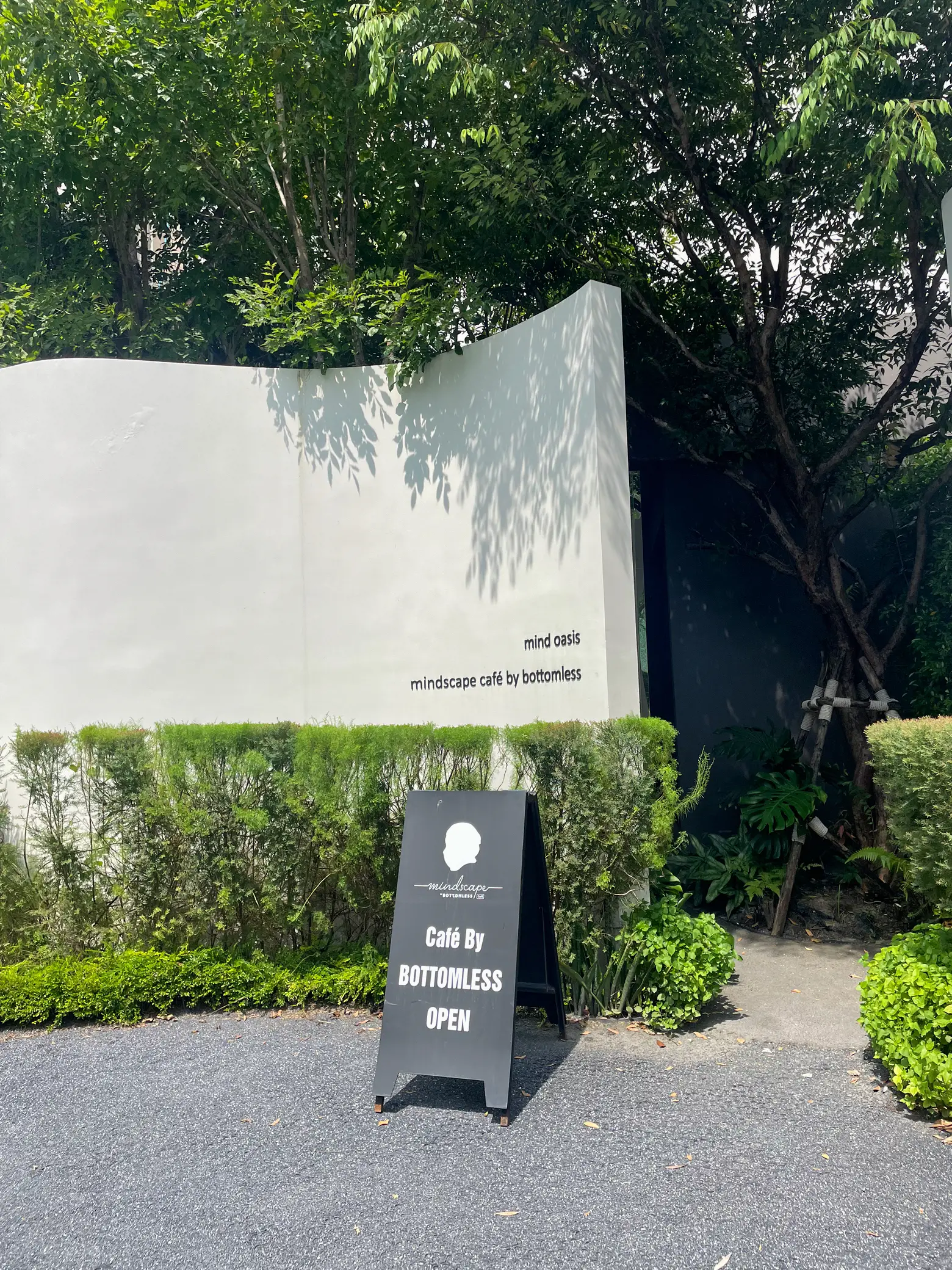 Mindscape Cafe by Bottomless ☕️ | แกลเลอรีที่โพสต์โดย Anutuem | Lemon8