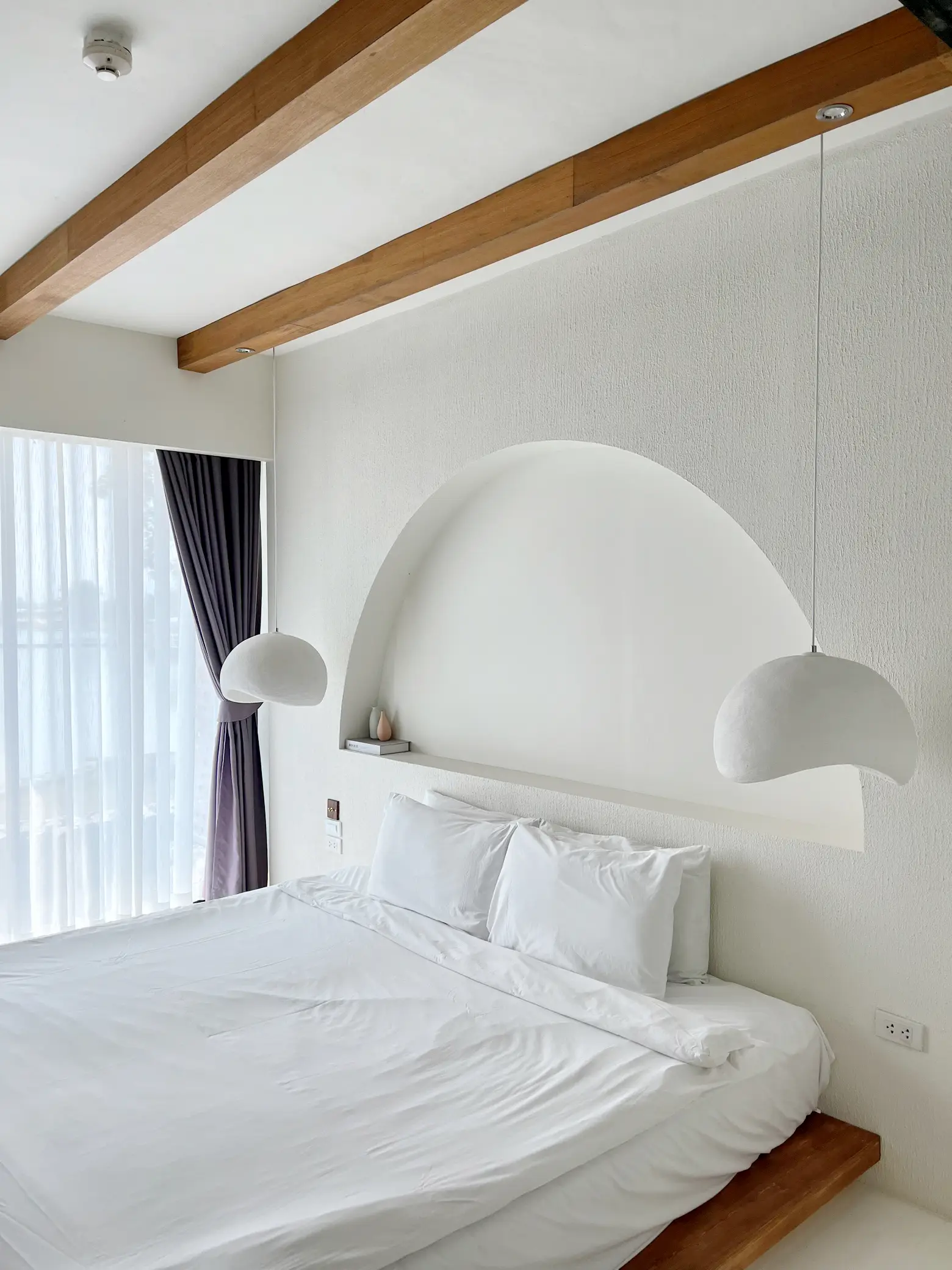 พักผ่อนวิวทะเลสาบใกล้กรุงเทพ | Inlaya Ratchaburi⛰️ | แกลเลอรีที่โพสต์โดย Littlefinger | Lemon8