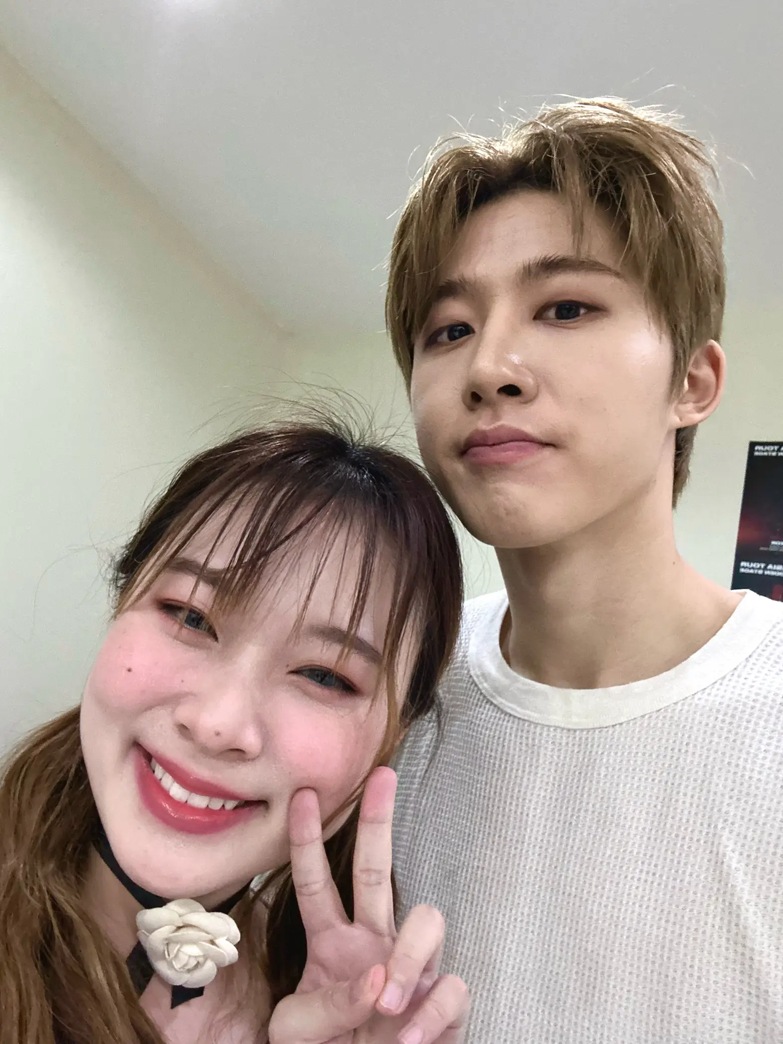 B.i 2023 ASIA TOURL.O.L HIDDEN STAGE | แกลเลอรีที่โพสต์โดย Mm int | Lemon8