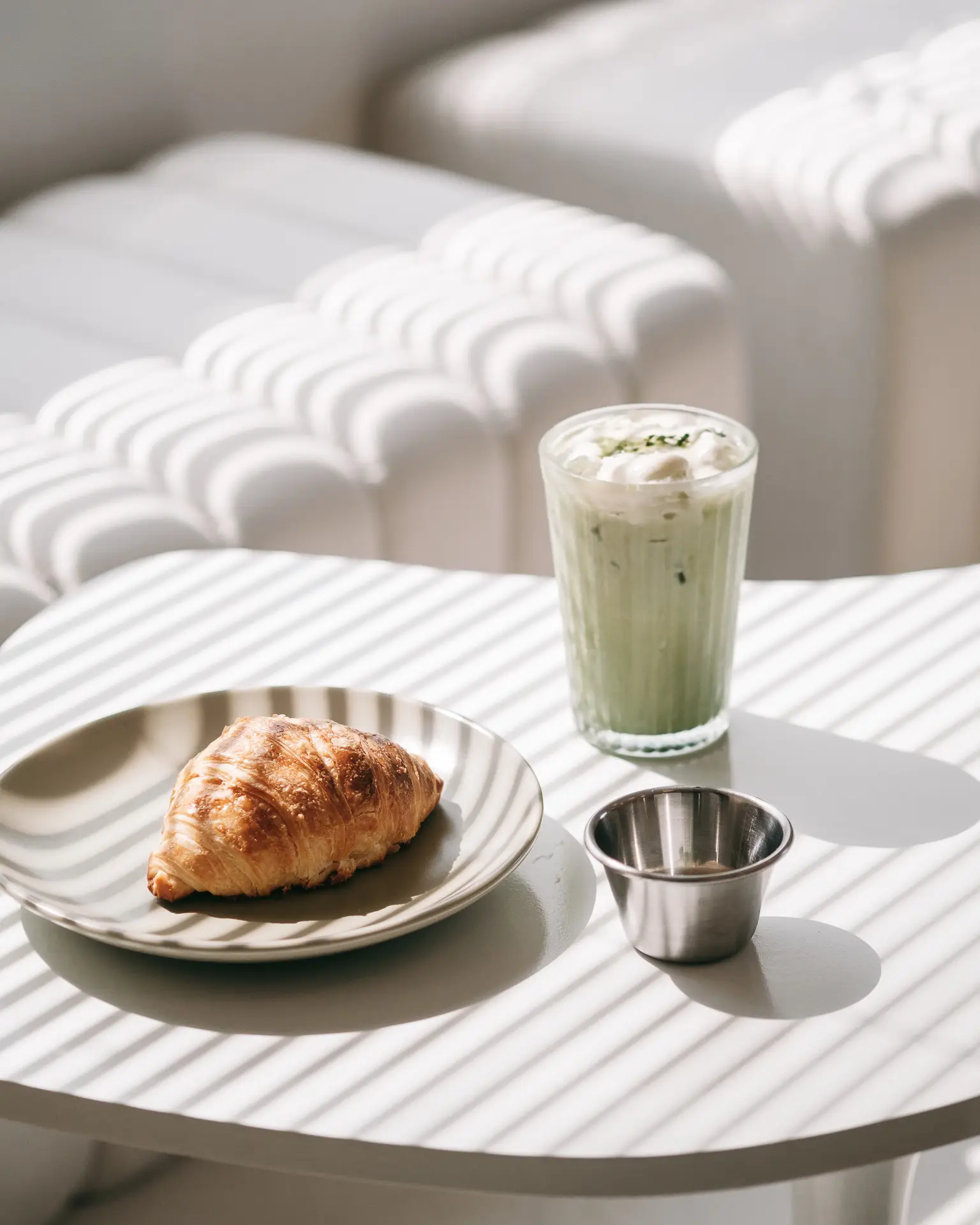 Elttil คาเฟ่ฟีลอาร์ตแกลเลอรีเปิดใหม่ย่านเอแบคบางนา | แกลเลอรีที่โพสต์ ...