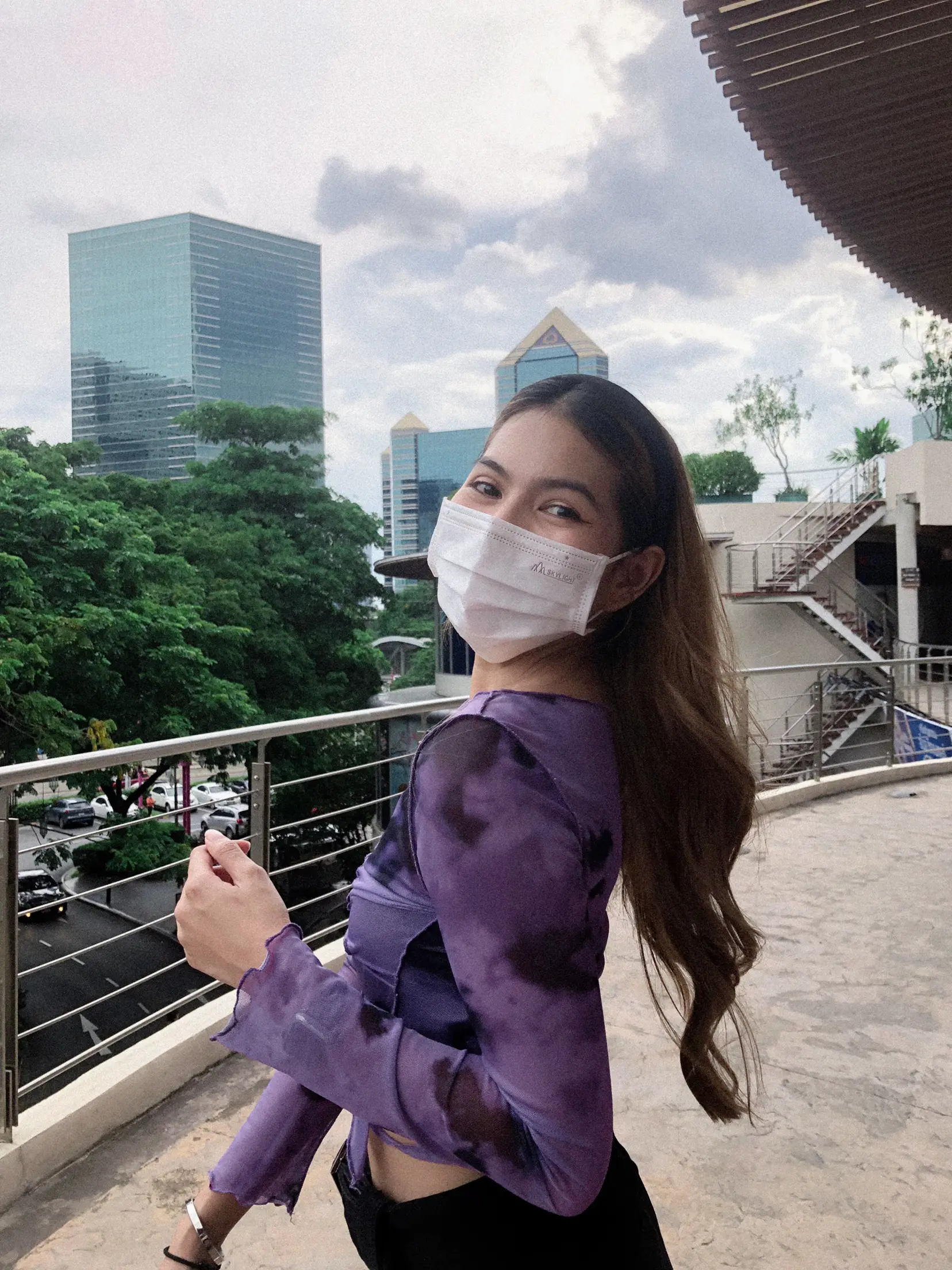 อัพเดตแฟ แนว Y2k ยอดฮิต 👡 | แกลเลอรีที่โพสต์โดย k thika | Lemon8