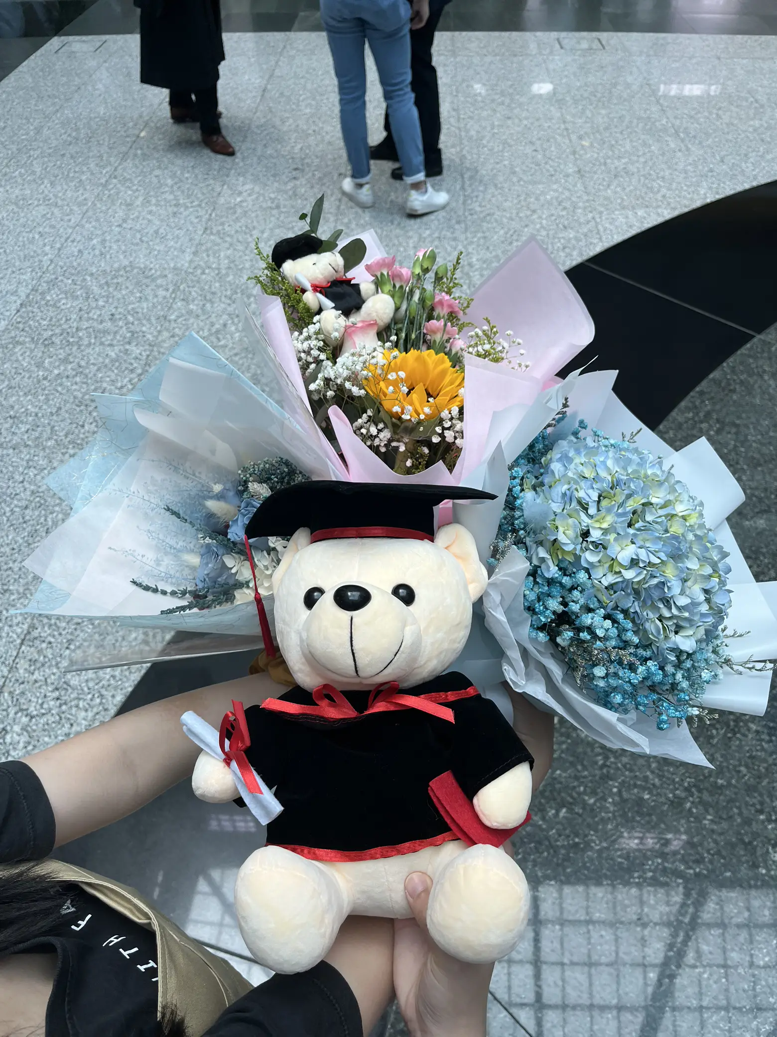 Sim Uol Graduation Ceremony 2024 - Lemon8 Search