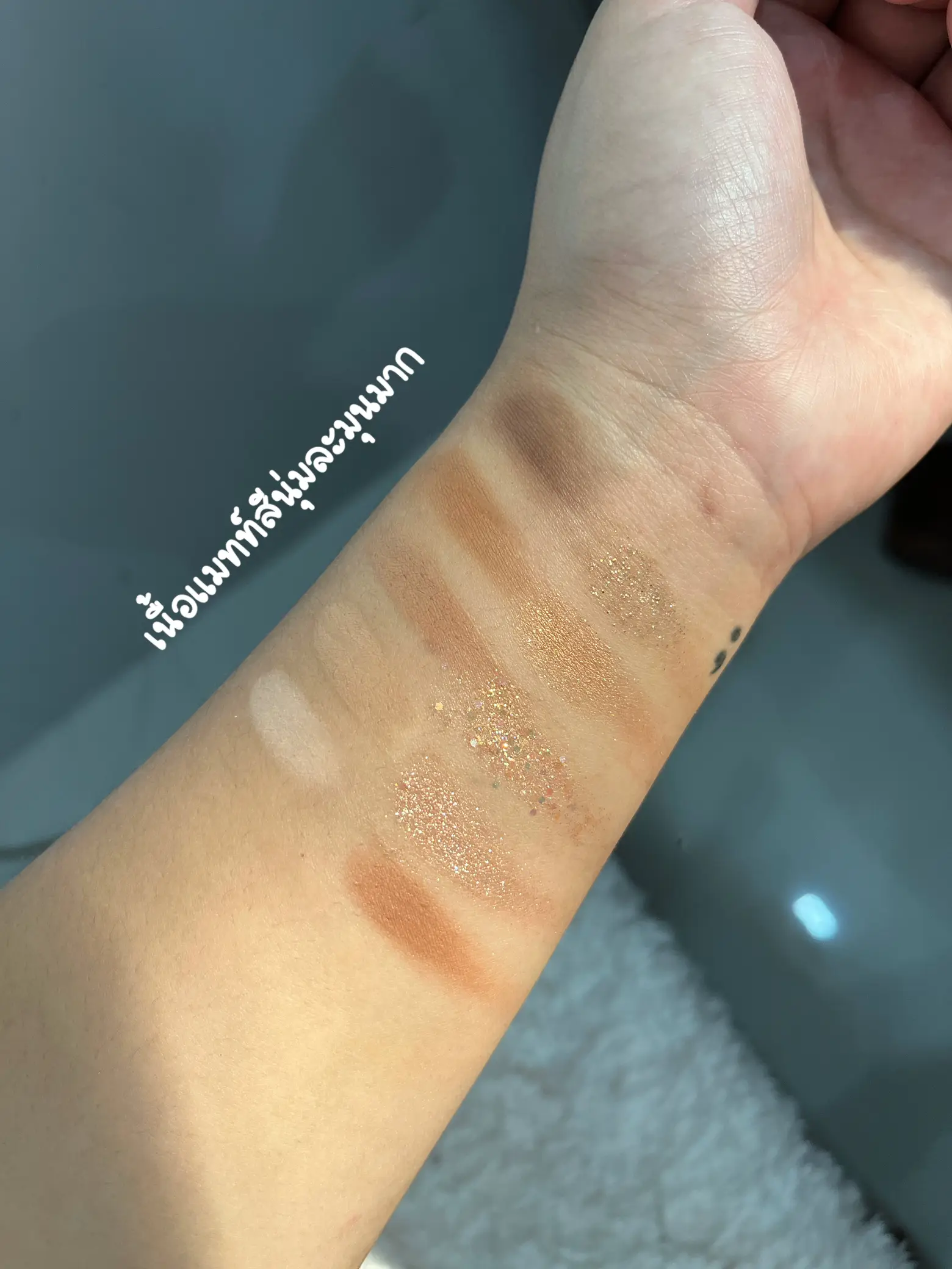 รีวิวพาเลทตาrom&nd better than palette สี 02 | แกลเลอรีที่โพสต์โดย sha ma share | Lemon8