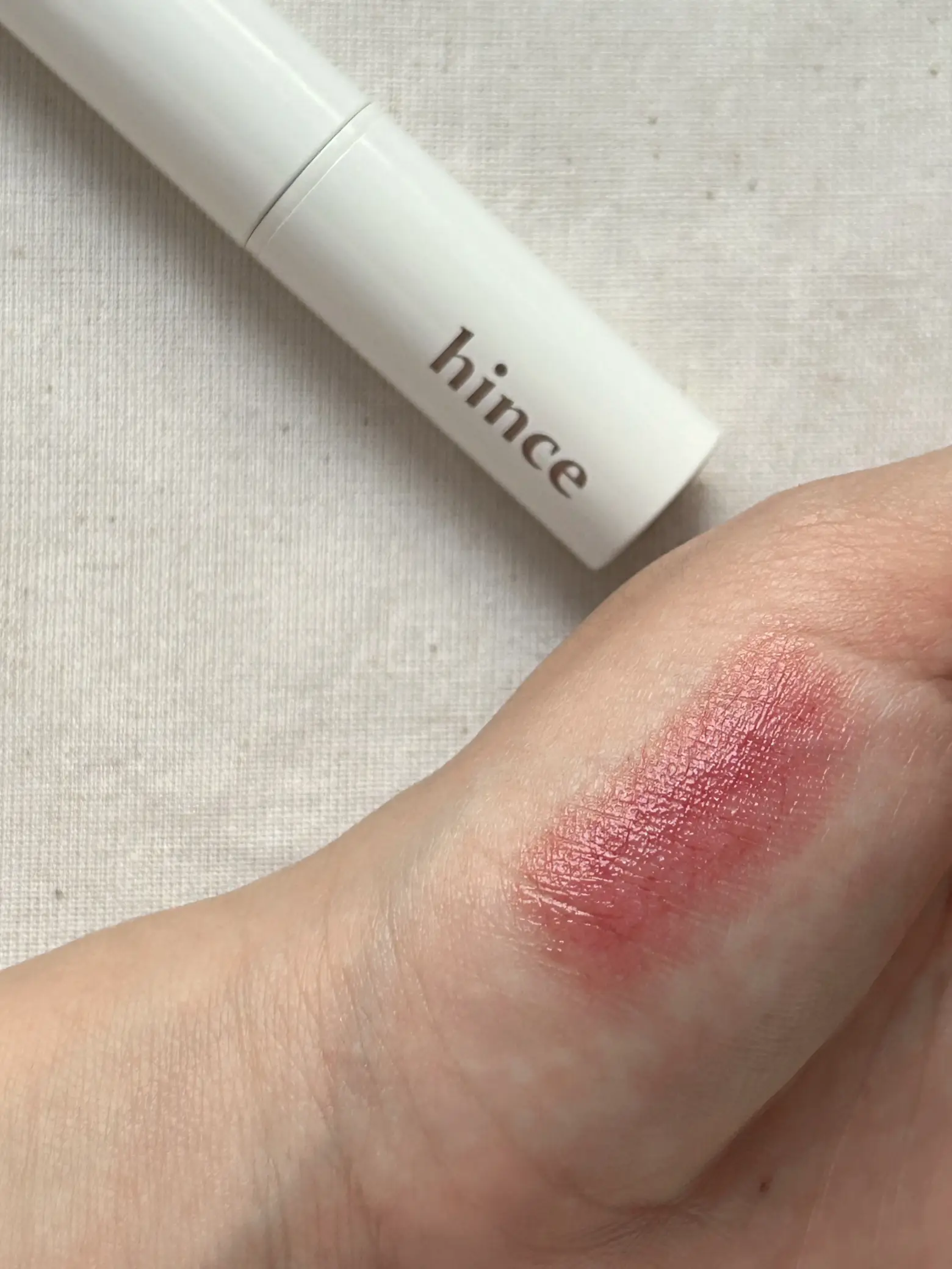 รีวิวลิปแบรนด์ hince สีสวยมากๆ | แกลเลอรีที่โพสต์โดย Destiny | Lemon8