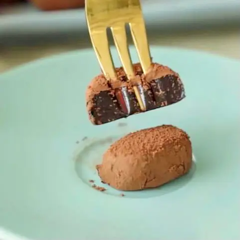 BÁNH TRUFFLE CHOCOLATE CHỈ VỚI 2 NGUYÊN LIỆU 🤎 | Bộ sưu tập do Bếp Bánh ...