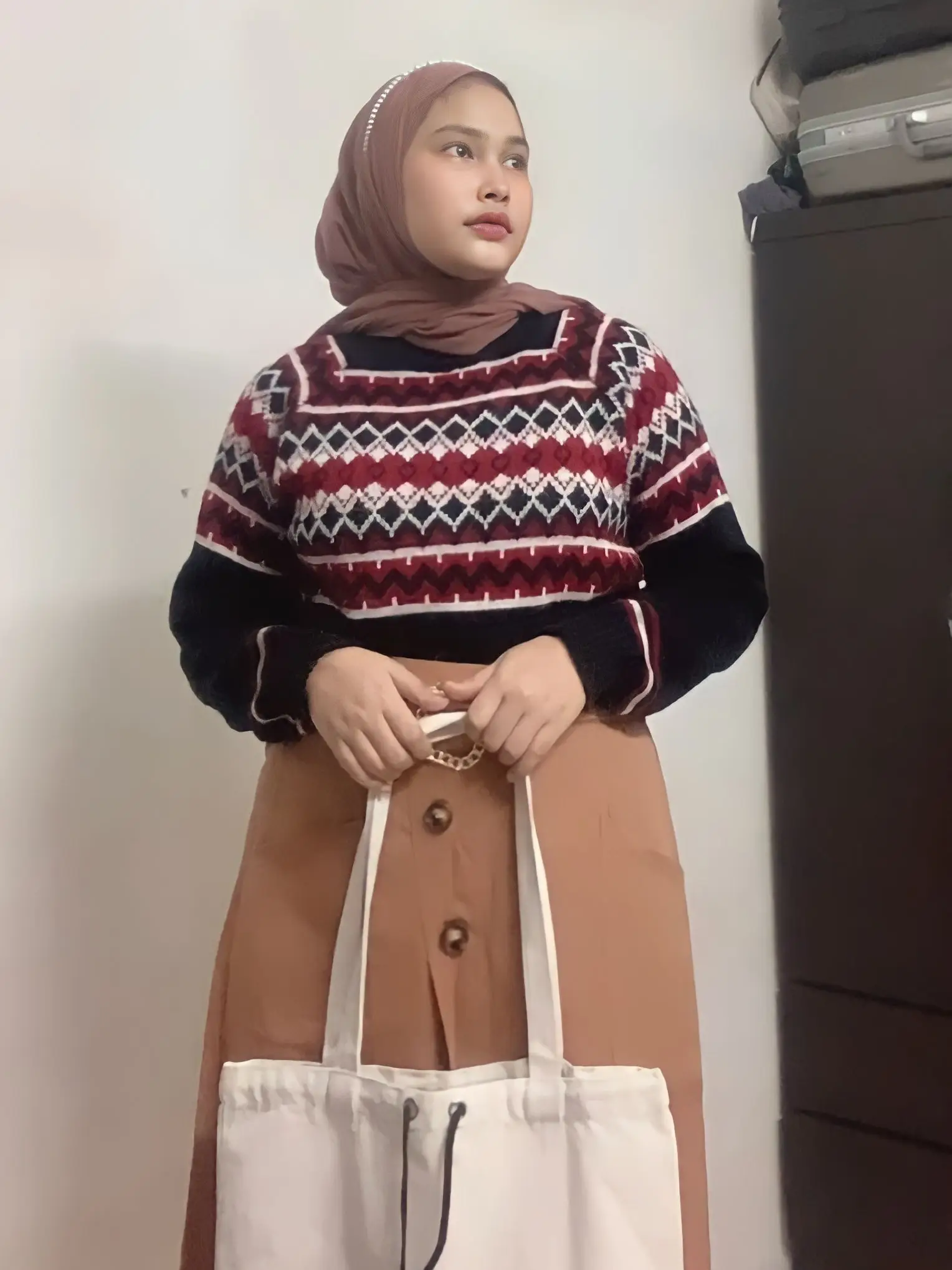 Trift outfit💡 | แกลเลอรีที่โพสต์โดย icha Sinaga | Lemon8