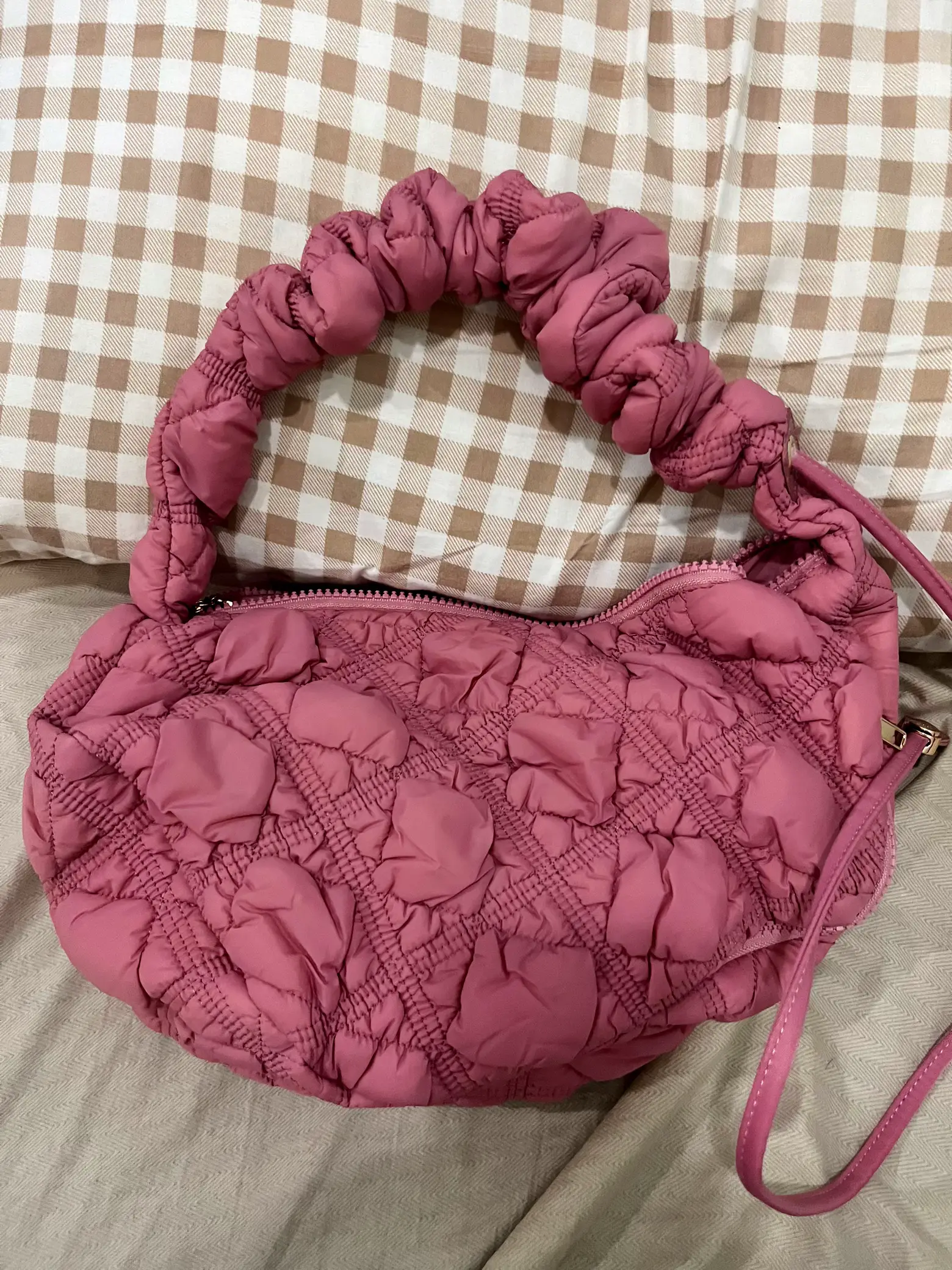 Carlyn cozy bag again!!! | แกลเลอรีที่โพสต์โดย Mercury | Lemon8