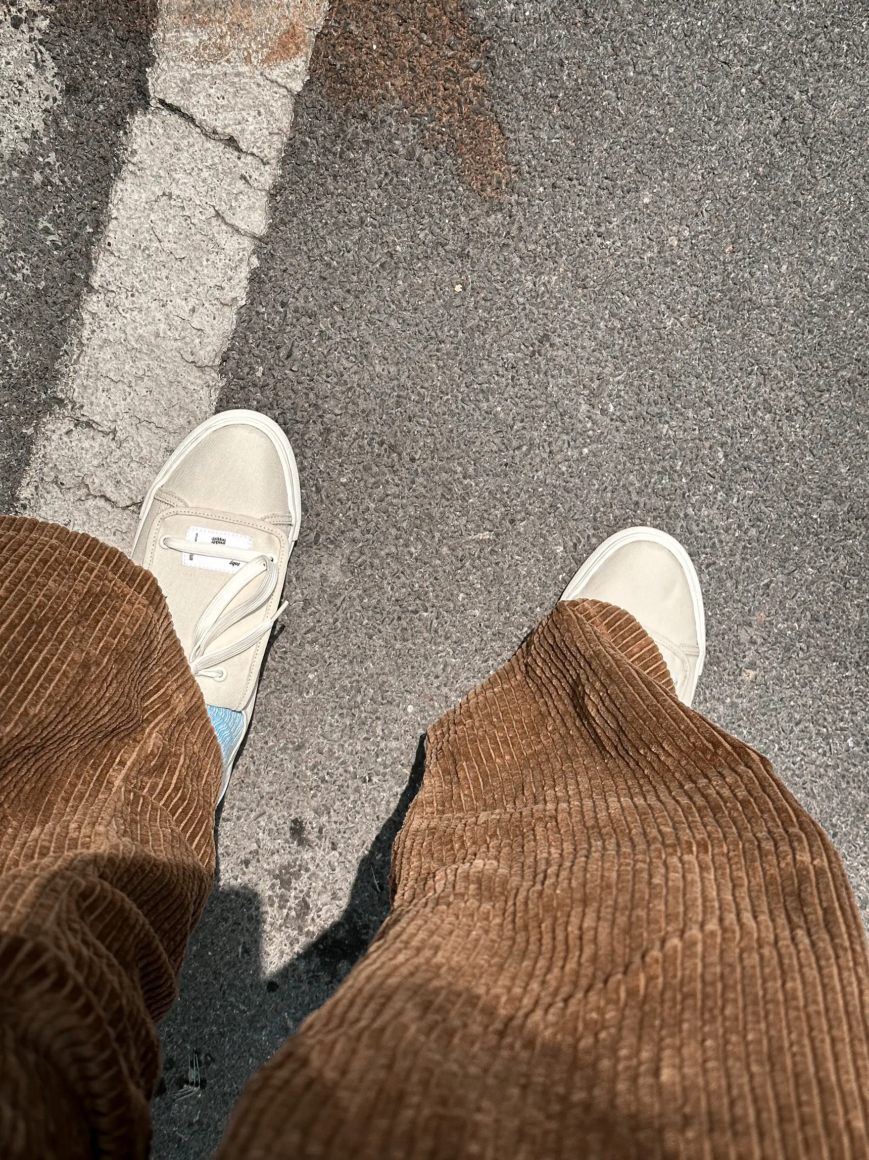 Maddy Hopper Sneaker ทำไมถึงเป็นแบรนด์รักโลก มาดูกัน!! | แกลเลอรีที่ ...