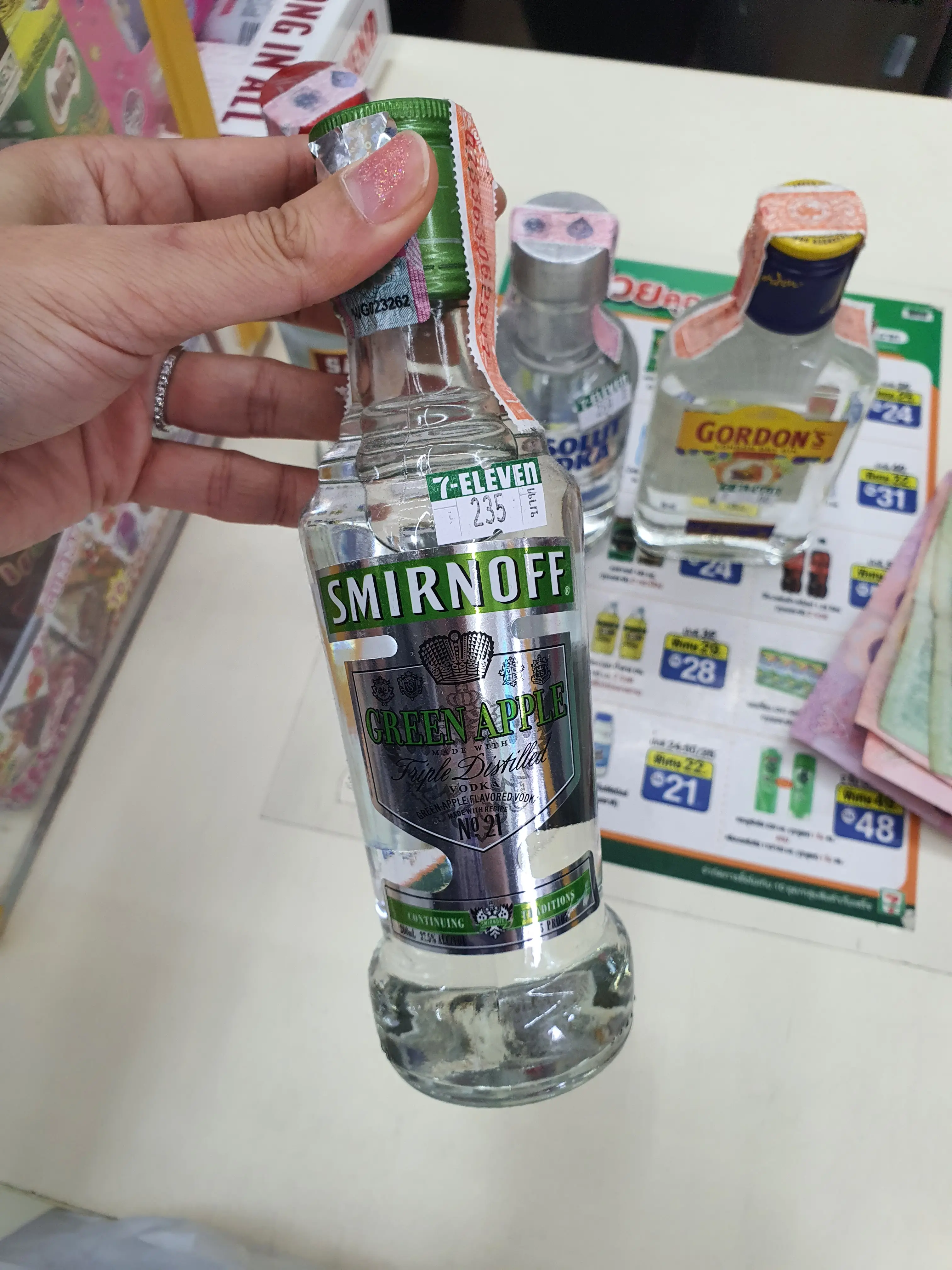 20 ไอเดียยอดนิยมเกี่ยวกับ Smirnoff Box Set ในปี 2024
