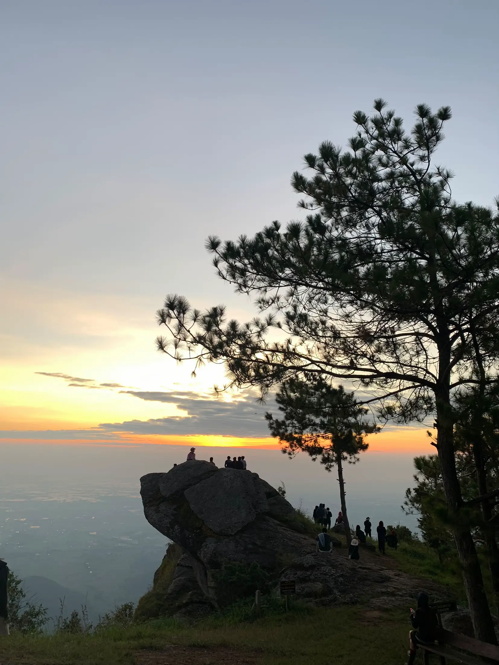 Conqueror of the Royal Peak(スコータイ) 🏕🛣 | Tipa_677が投稿したフォトブック | Lemon8