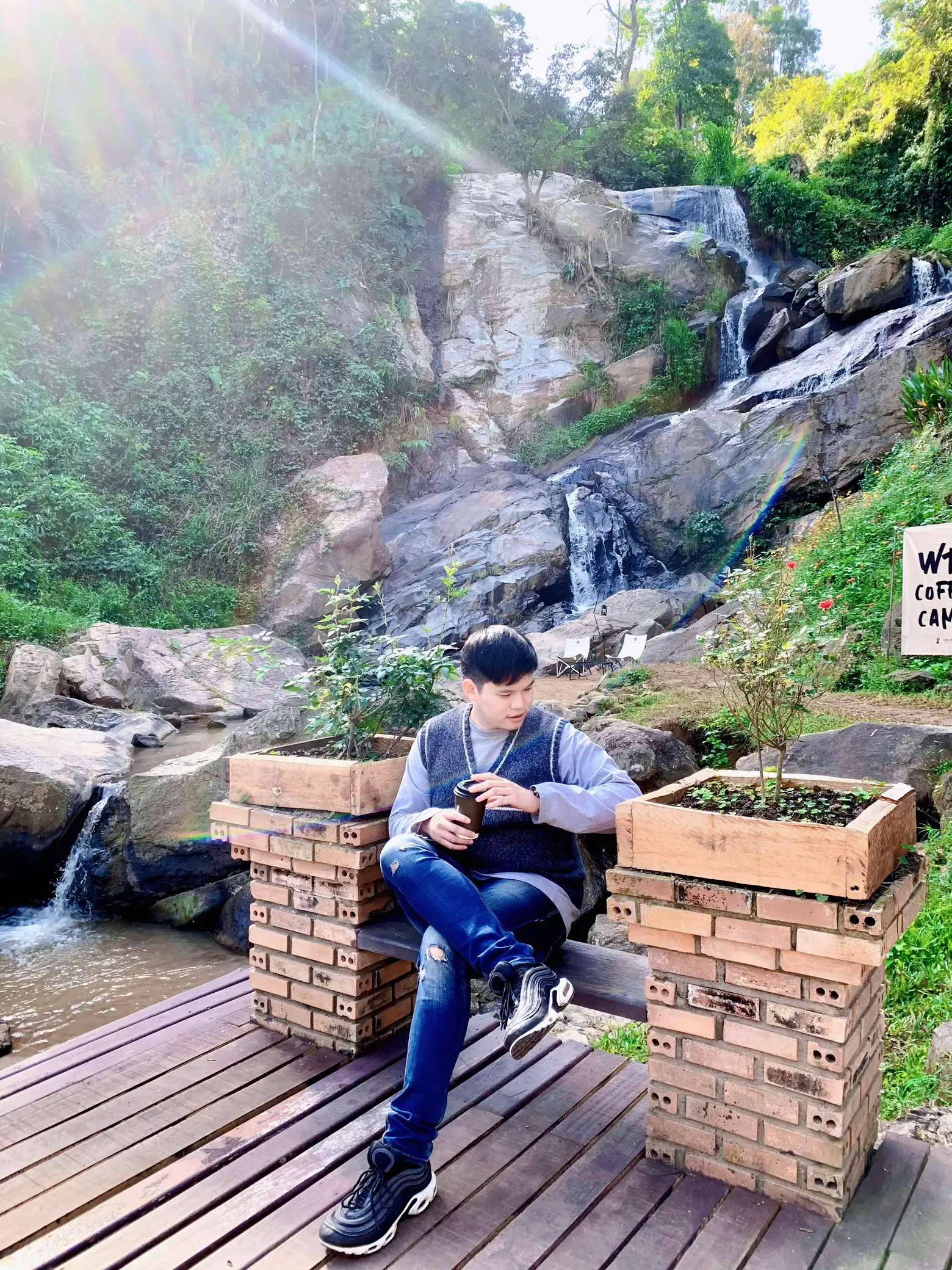 แนะนำคาเฟ่เชียงใหม่บรรยากาศดี ติดธรรมชาติ 🌳 | แกลเลอรีที่โพสต์โดย JaJa | Lemon8