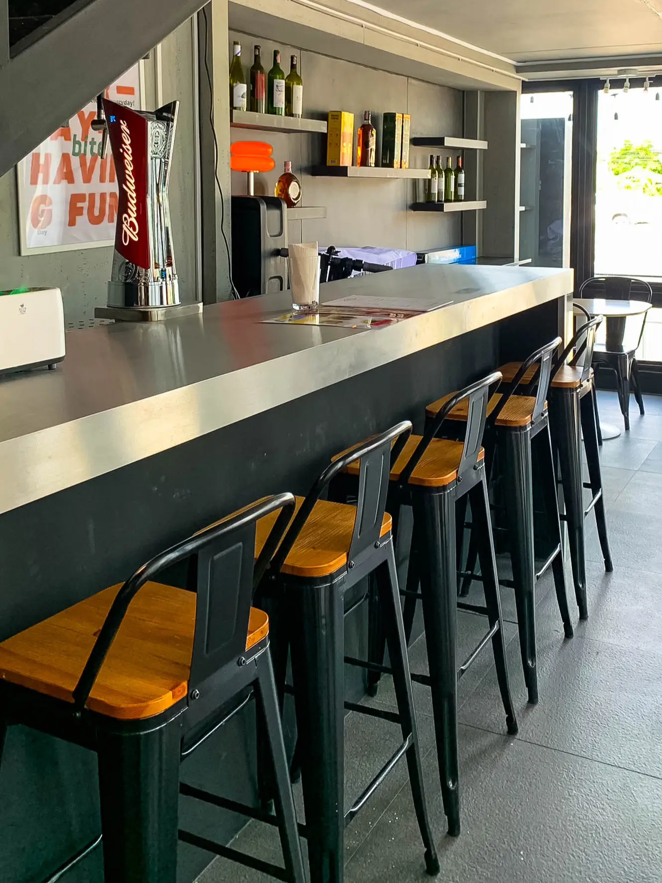 Cafe&bar เปิดใหม่ย่านราชพฤกษ์นนทบุรี ☕️💖 | แกลเลอรีที่โพสต์โดย Nivarin ...