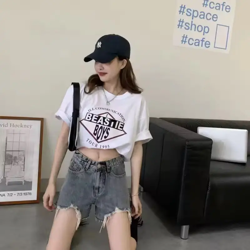 พิกัดกางเกงยีนส์ขาสั้น | แกลเลอรีที่โพสต์โดย Chor.mini2 | Lemon8