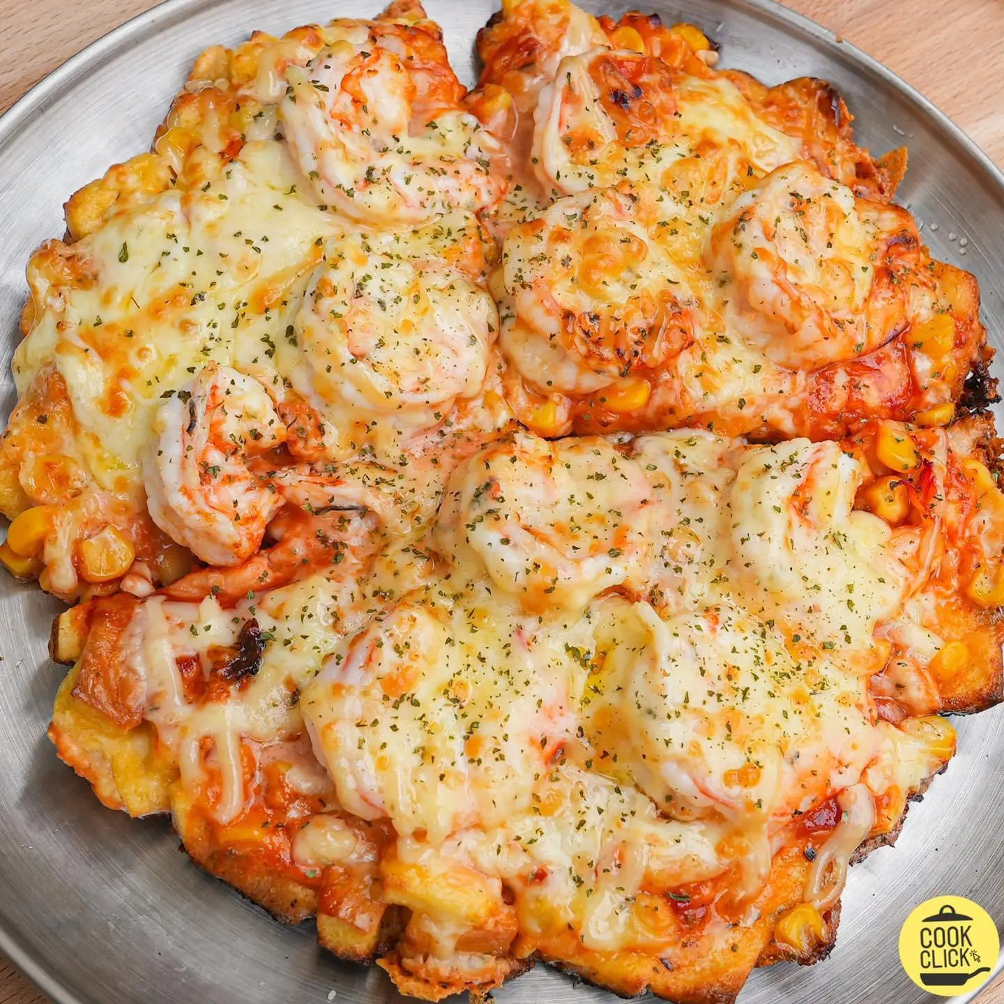 ทำขนมปังพิชซ่าหน้ากุ้งชีส | แกลเลอรีที่โพสต์โดย @Boy CookClick | Lemon8