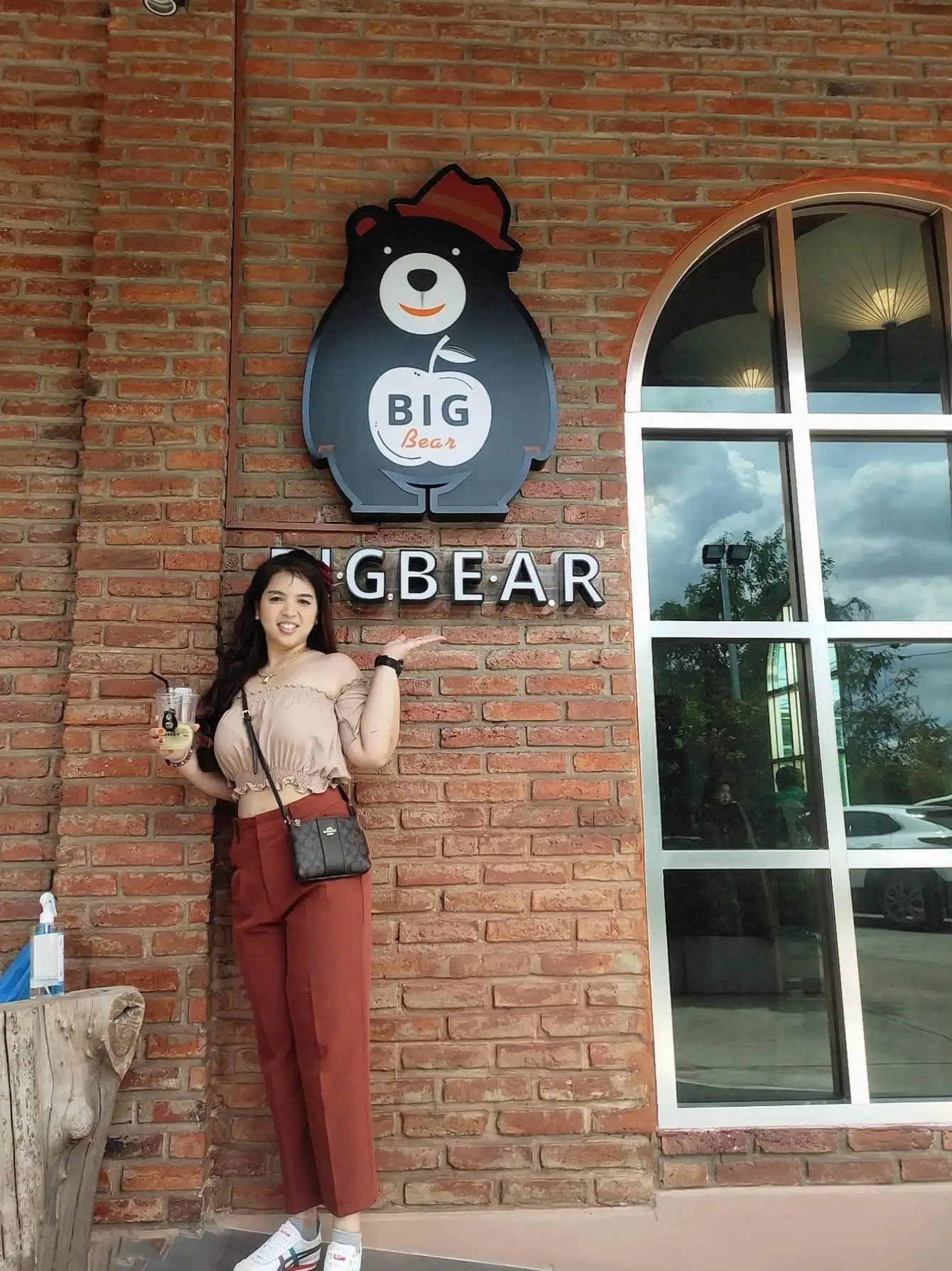 Big bear Cafe’ | แกลเลอรีที่โพสต์โดย bow ch | Lemon8