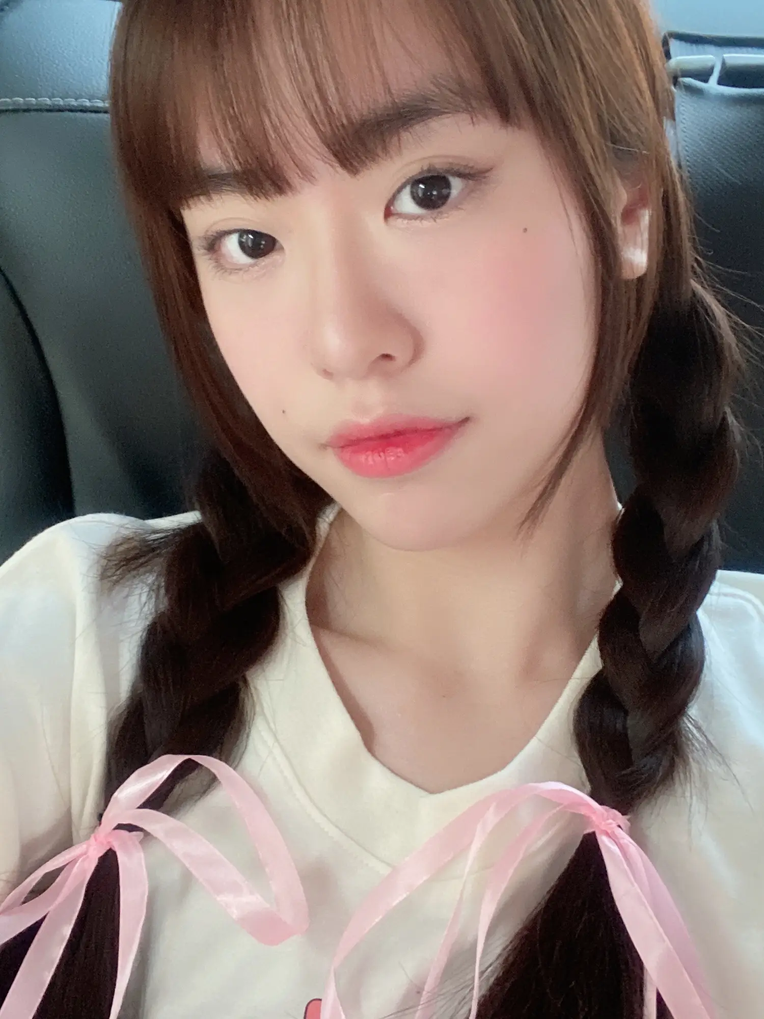 เเต่งหน้า + เติมไฝ ตามวินยอง ive !!!💖 | แกลเลอรีที่โพสต์โดย Aimmika | Lemon8