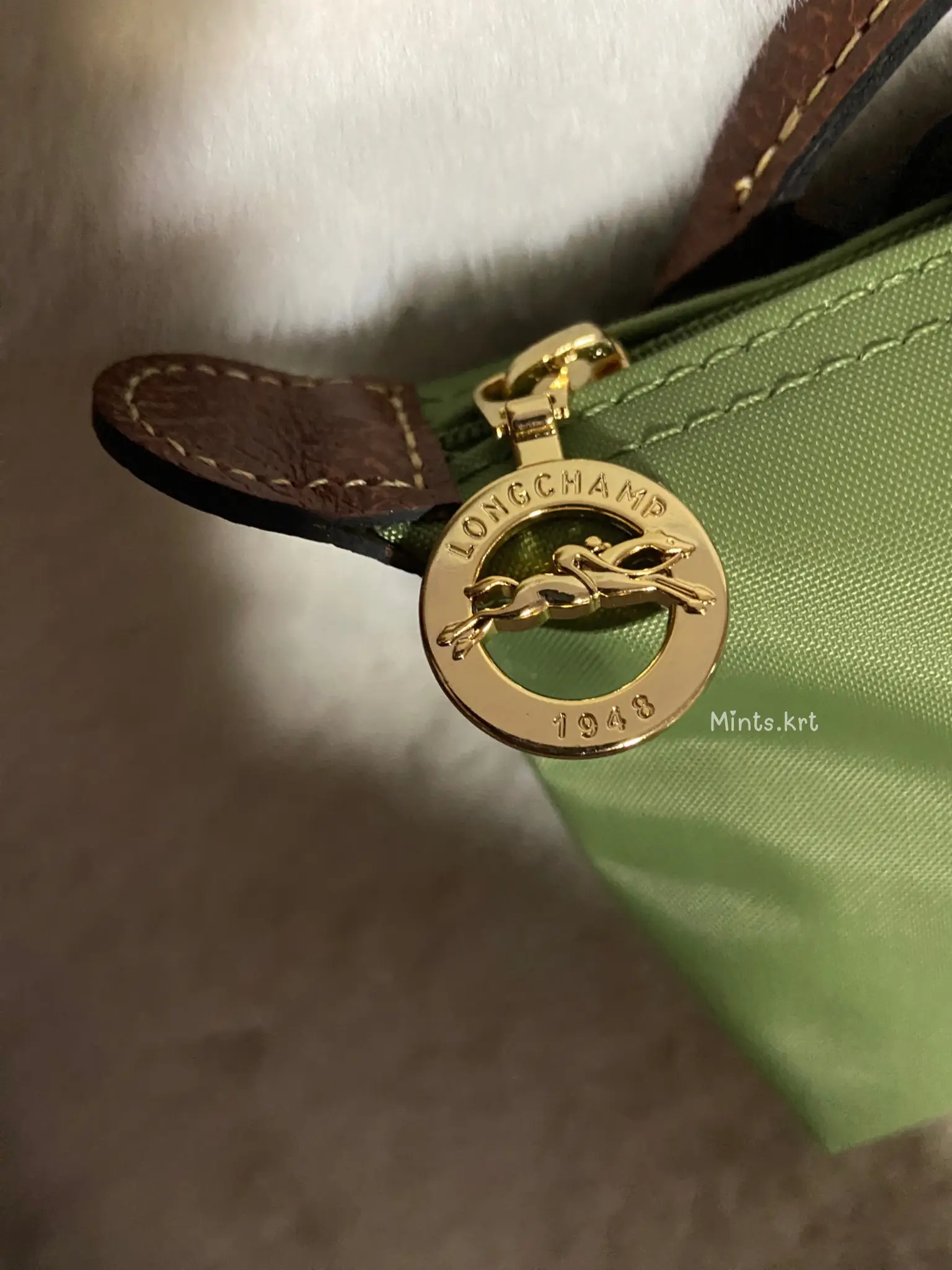 UNBOXING Longchamp Mini 🍋 | แกลเลอรีที่โพสต์โดย 𝓜𝓲𝓷𝓽 𝓚𝓻𝓲𝓽𝓽𝓲𝓴𝓪 | Lemon8