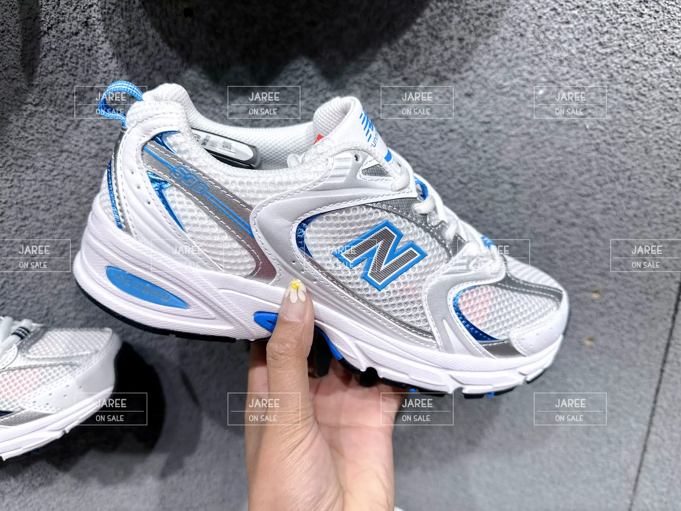 📍UPDATE NB 530 สีใหม่ 🌈 | แกลเลอรีที่โพสต์โดย ʝαɾҽҽ ɯσɾʅԃ ᵕ̈ | Lemon8