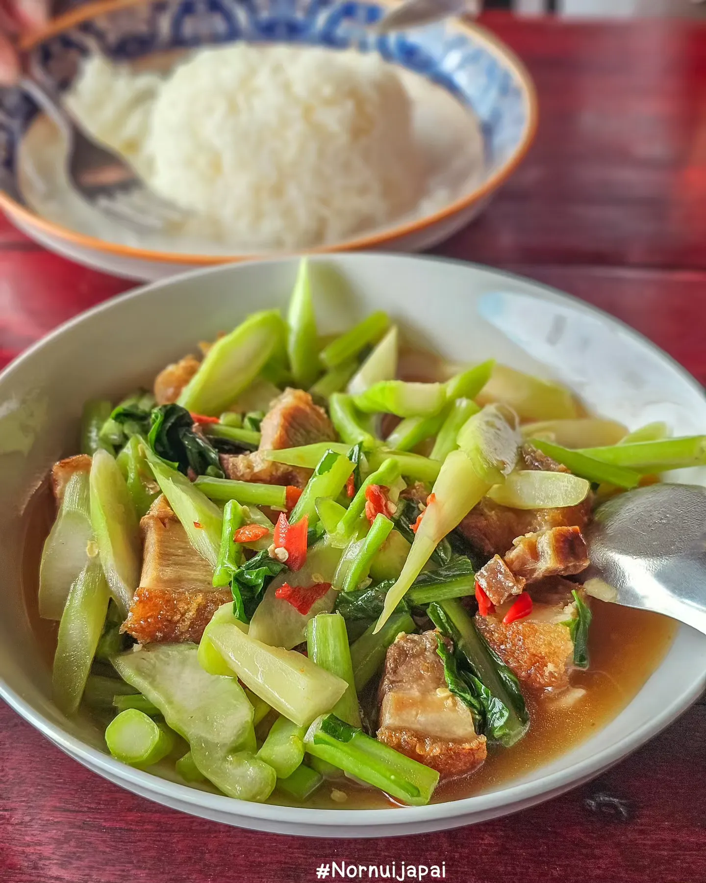 เรือนริมน้ำลาดกระบัง | แกลเลอรีที่โพสต์โดย noonui | Lemon8