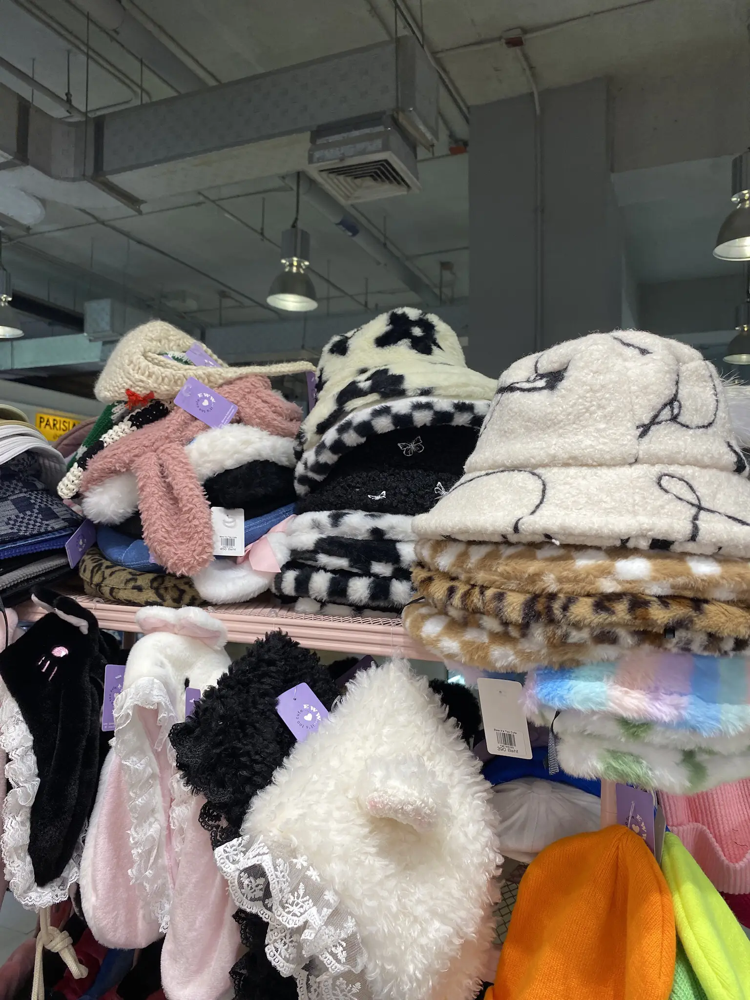 Eww it’s too cute ร้านเครื่องประดับสุดคิ้วท์ | แกลเลอรีที่โพสต์โดย gam | Lemon8