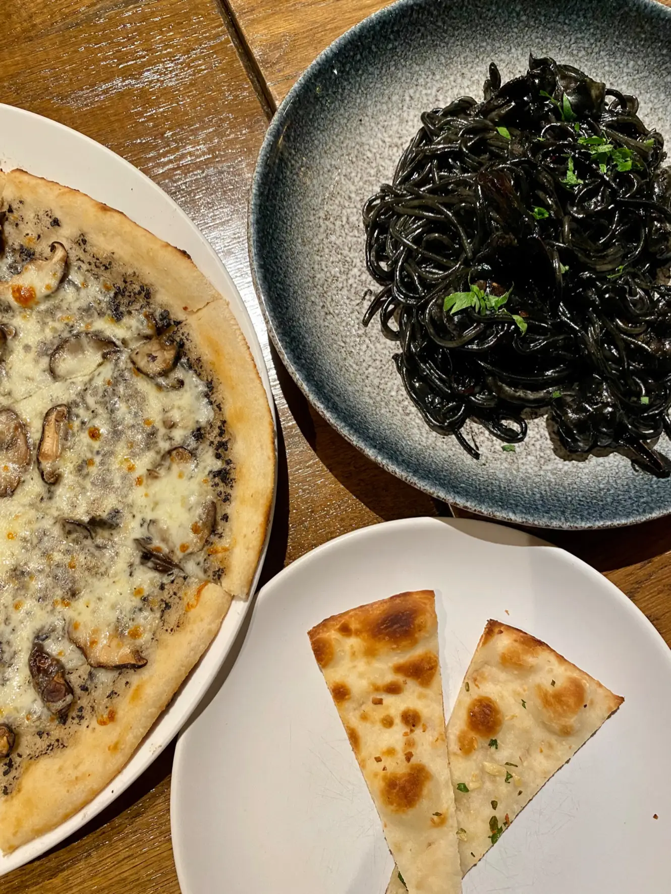 🍕🤍Sireena ร้านอาหารอิตาเลียน เหมาะแก่การชวนคู่รักมาเดท! | แกลเลอรีที่ ...