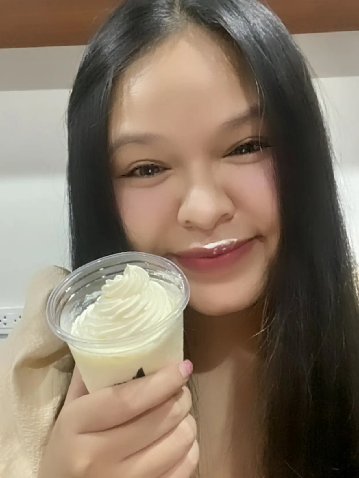 มิลค์พุดดิ้งวิปครีม ละลายในปาก Lawson จ้าาา 🫶🏻 | แกลเลอรีที่โพสต์โดย Domon.cts | Lemon8